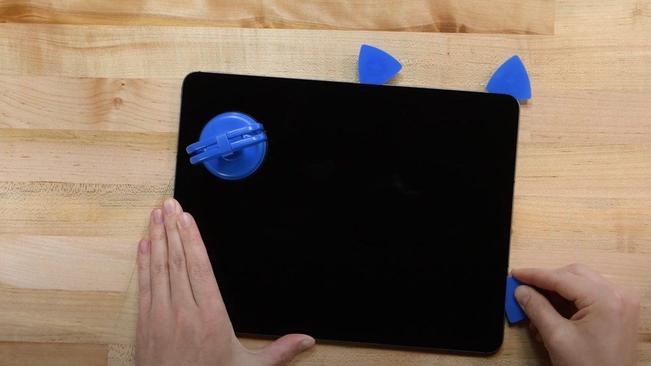 iFixit's M1 iPad Pro teardown offers detailed look at new Liquid Retina ...