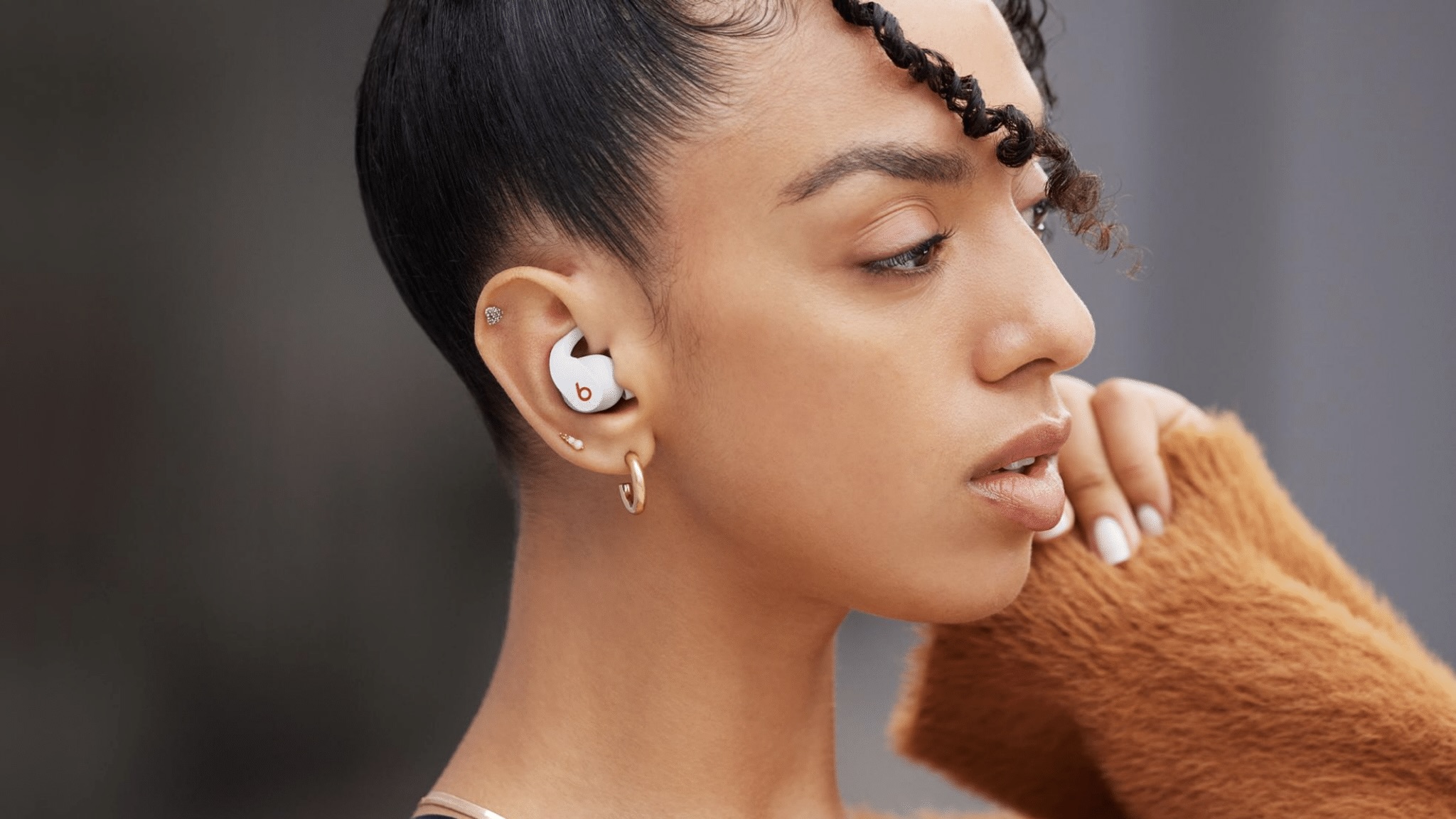 Beats Fit Pro now official: Apple’s H1 chip, versatile wingtip design ...