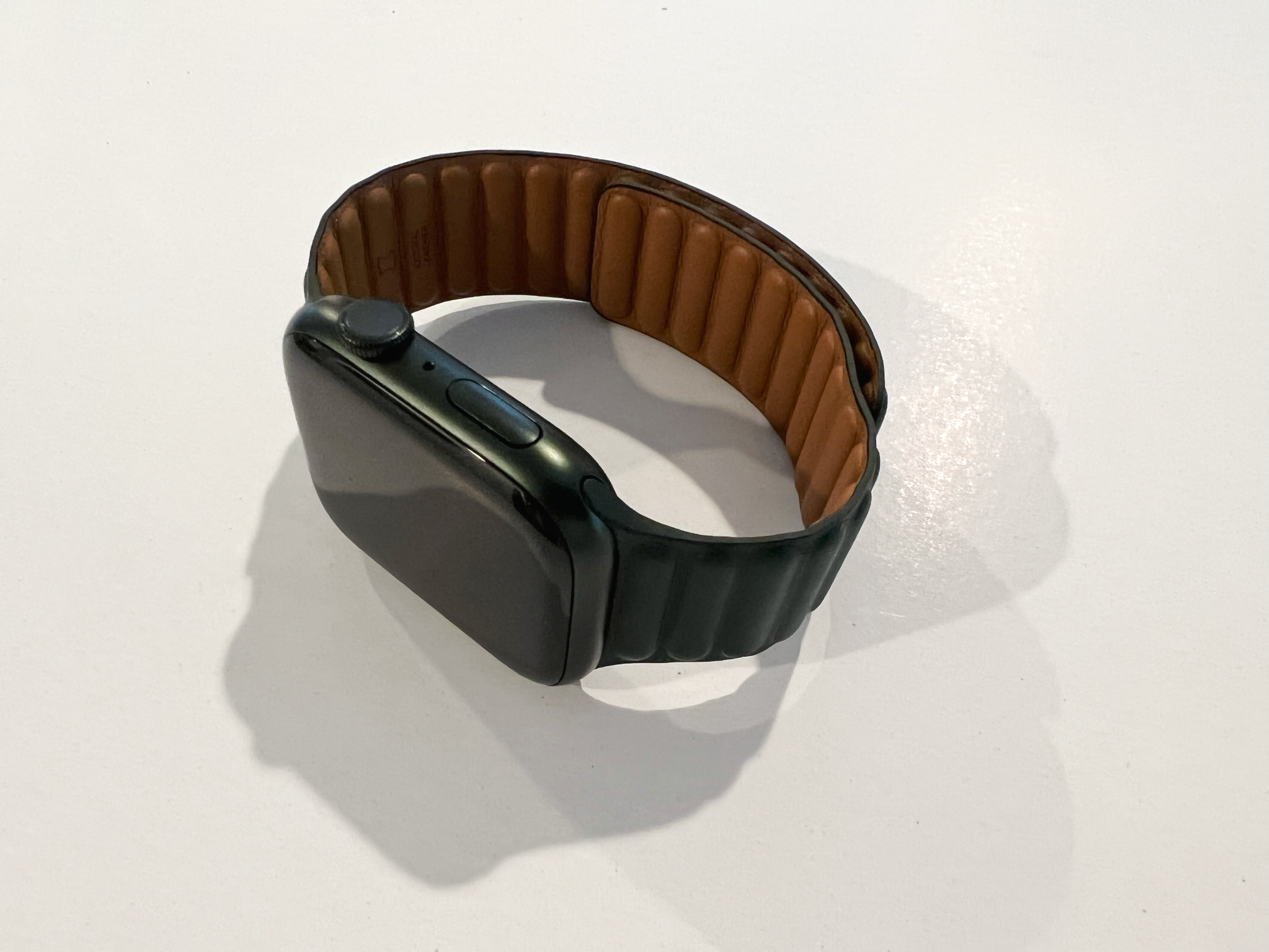 Here’s how the new green Apple Watch Series 7 color looks in the real ...