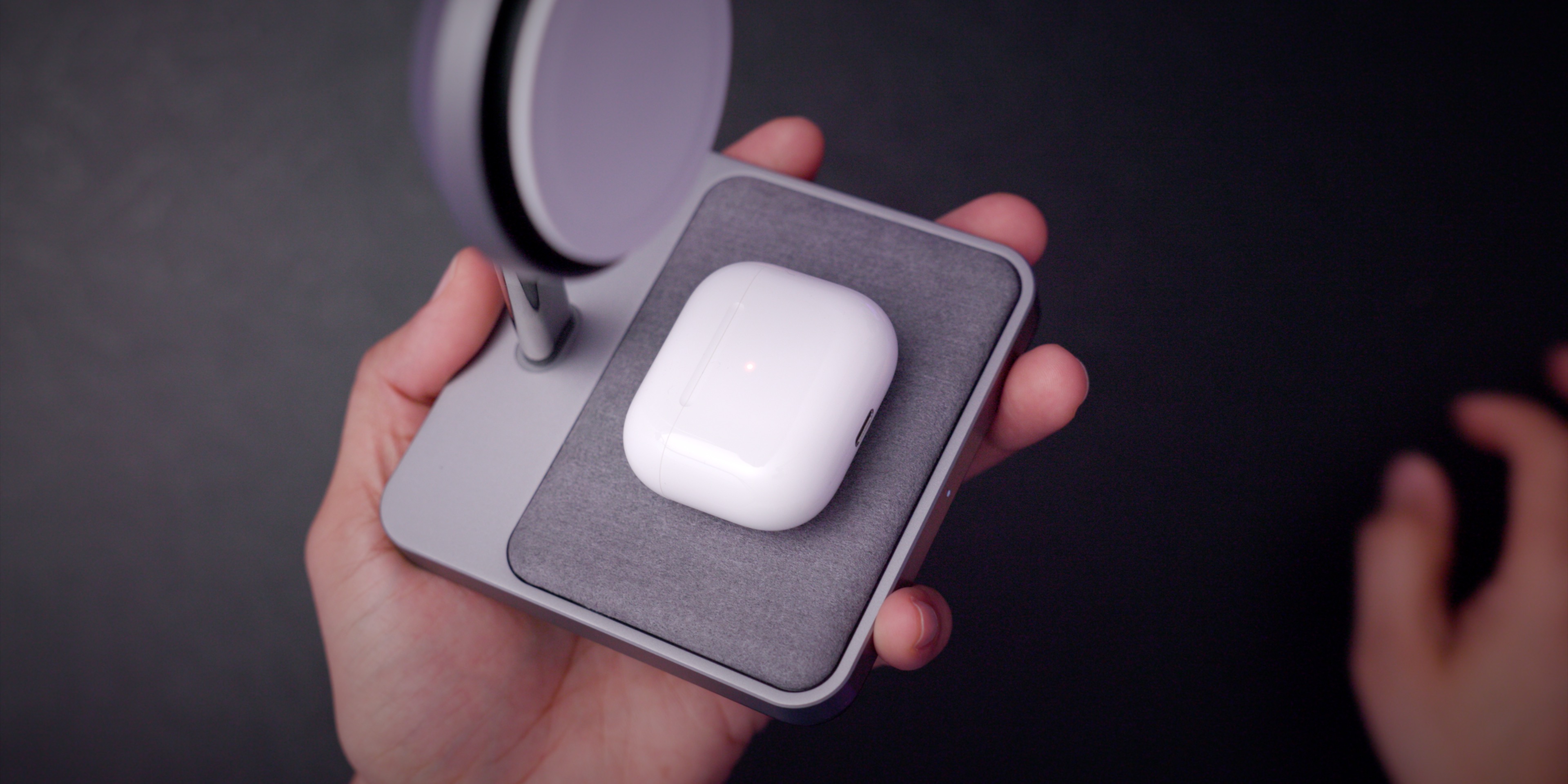 Hands-on: The Zike MagSafe Charger Stand features active cooling to ...