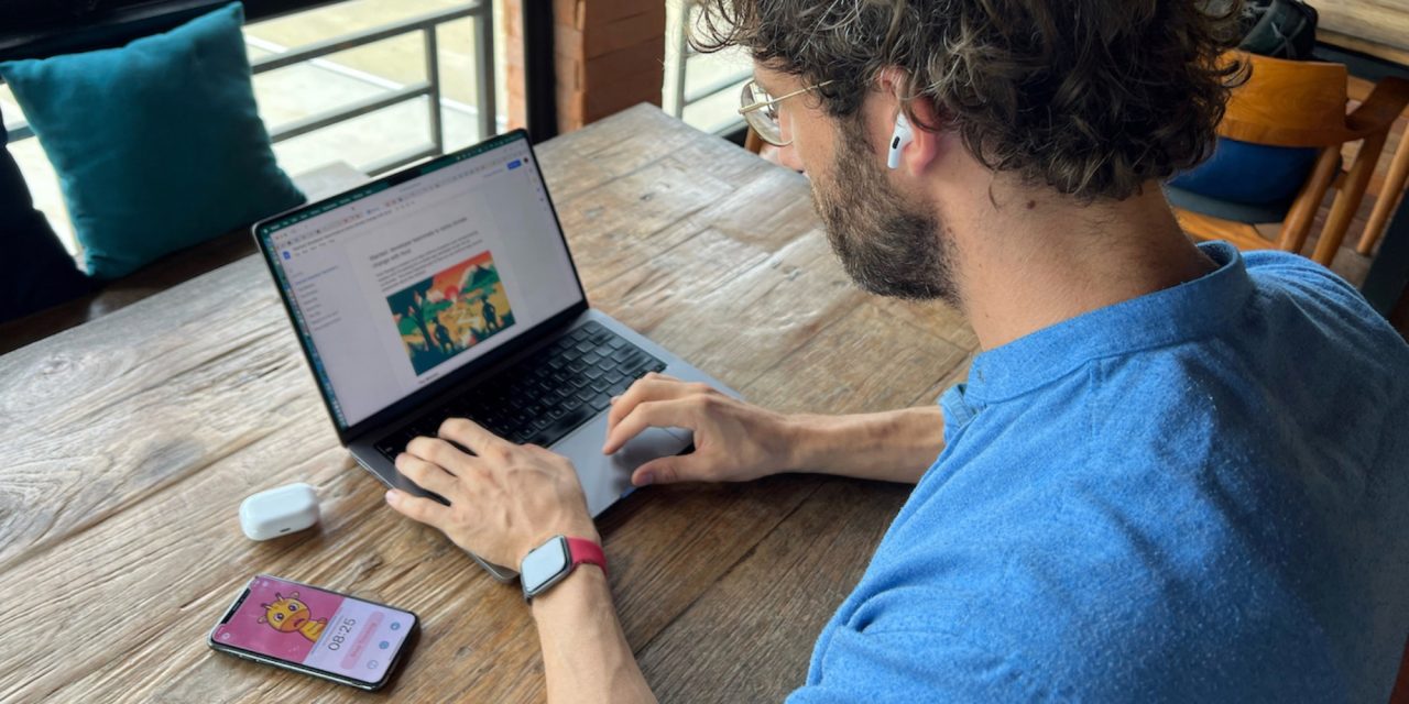 This iPhone app uses AirPods to help you improve your posture - 9to5Mac