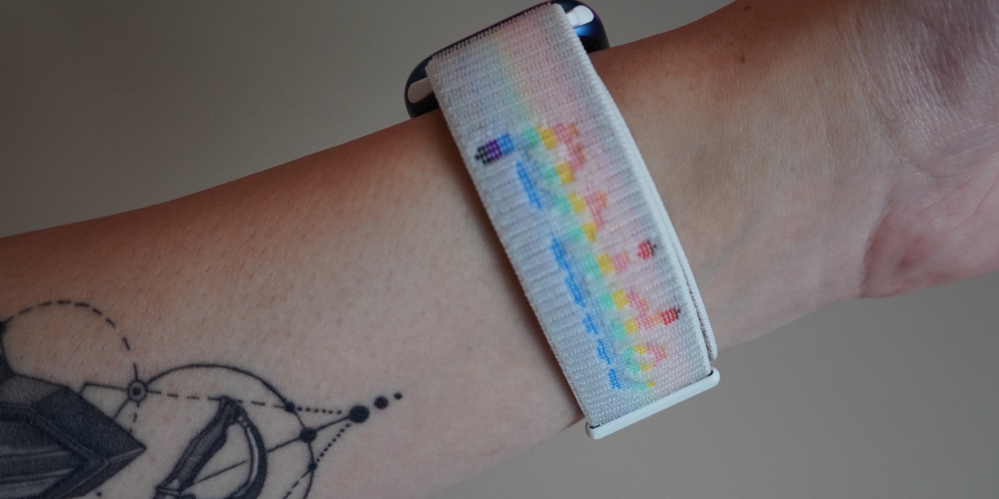 Apple Watch Pride Band: hands-on with the new accessories - 9to5Mac