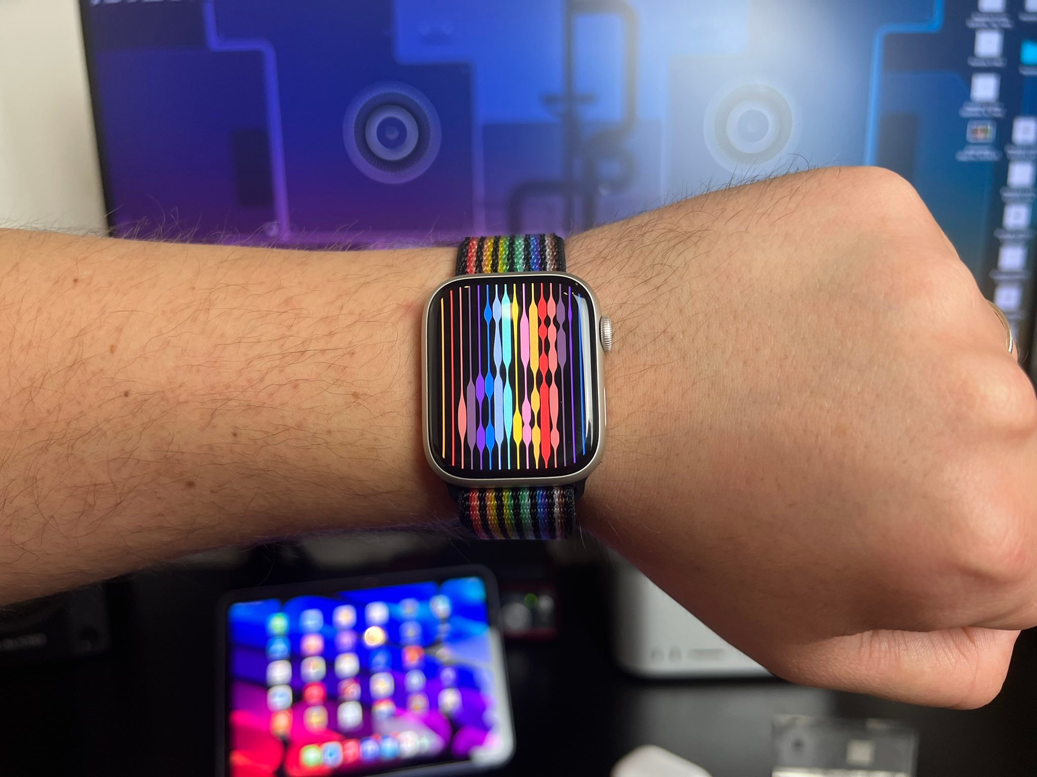 Latest Apple Watch Pride bands and faces shown off in early hands-on