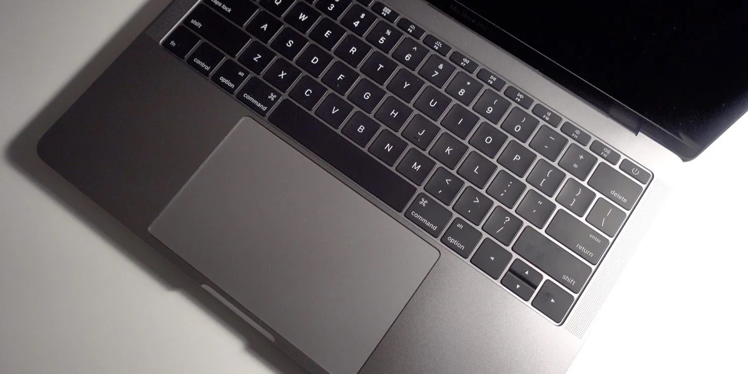 How to clean your MacBook screen and keyboard - 9to5Mac
