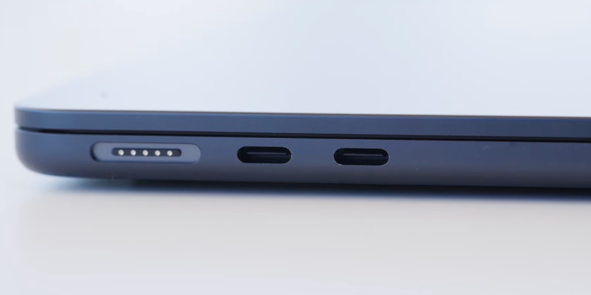 M2 MacBook Air: Has your 'midnight' finish scuffed yet? - 9to5Mac