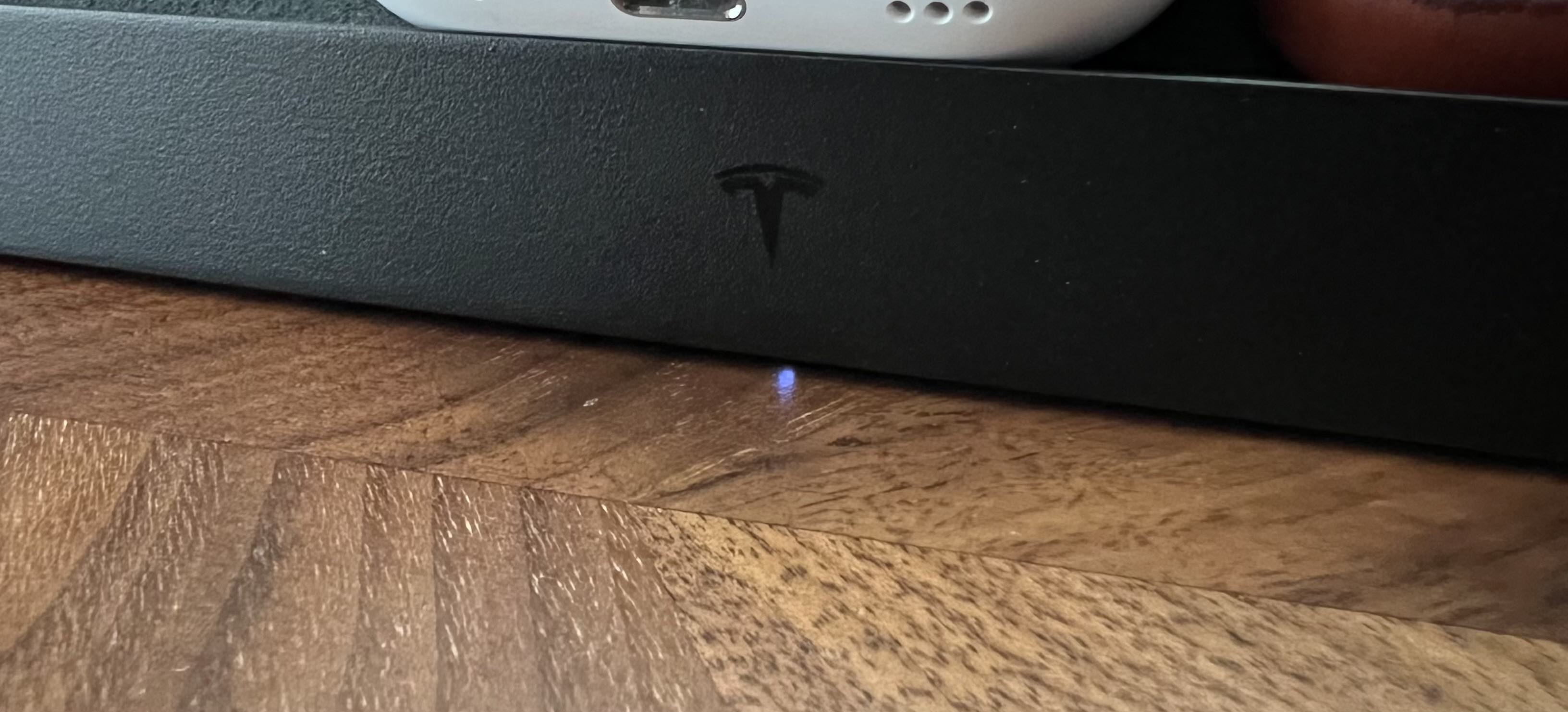 Tesla Wireless Charger with FreePower – Review - 9to5Mac