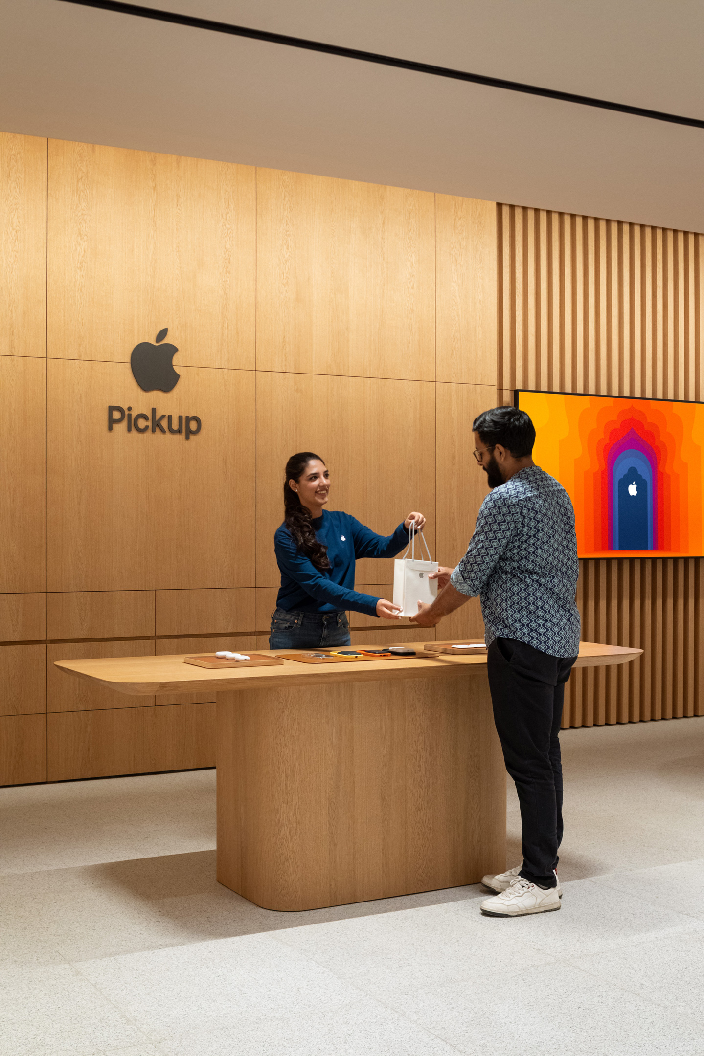Apple Saket photos shared ahead of tomorrow's opening