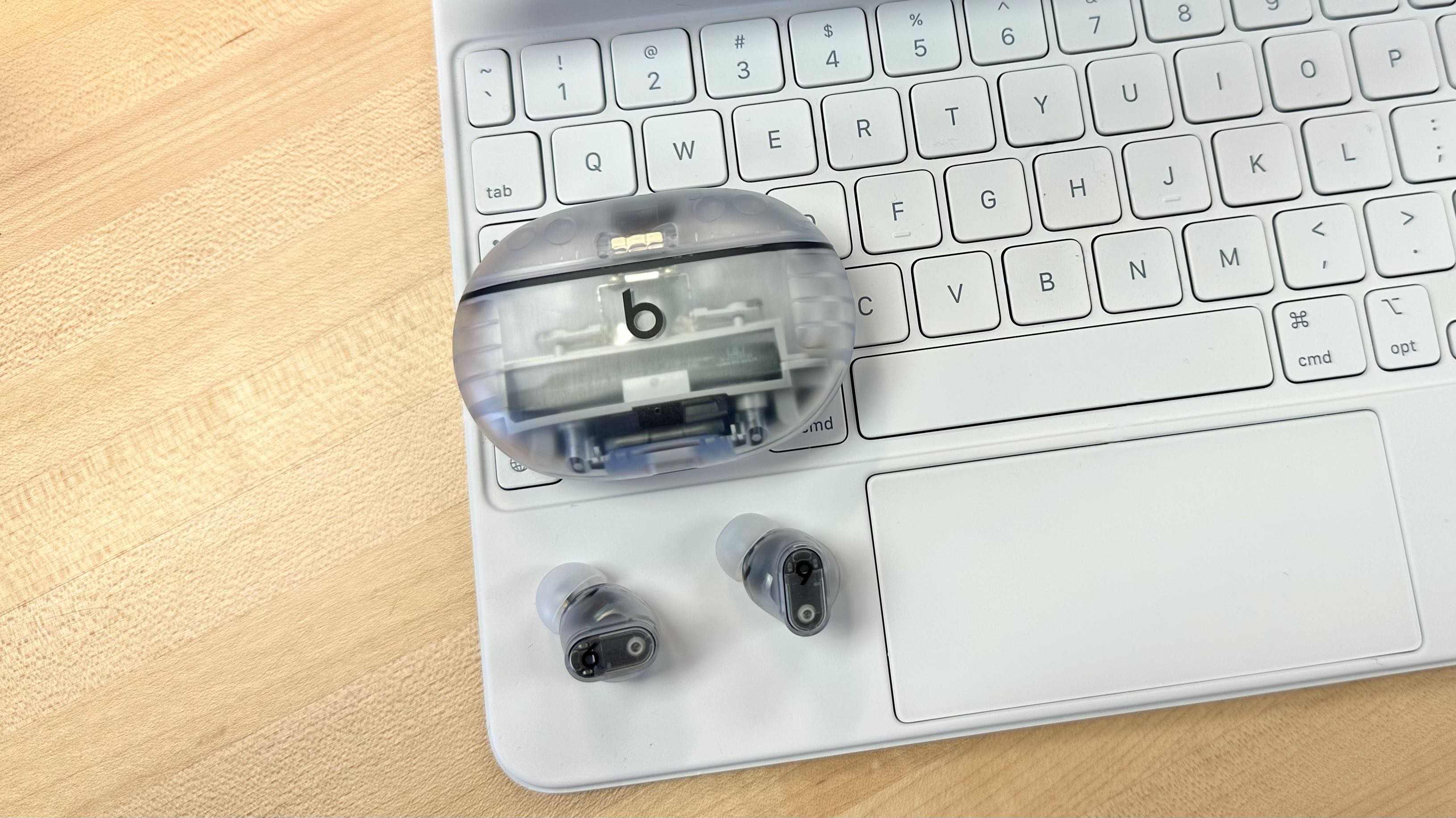 Review: The new transparent Beats Studio Buds Plus - 9to5Mac