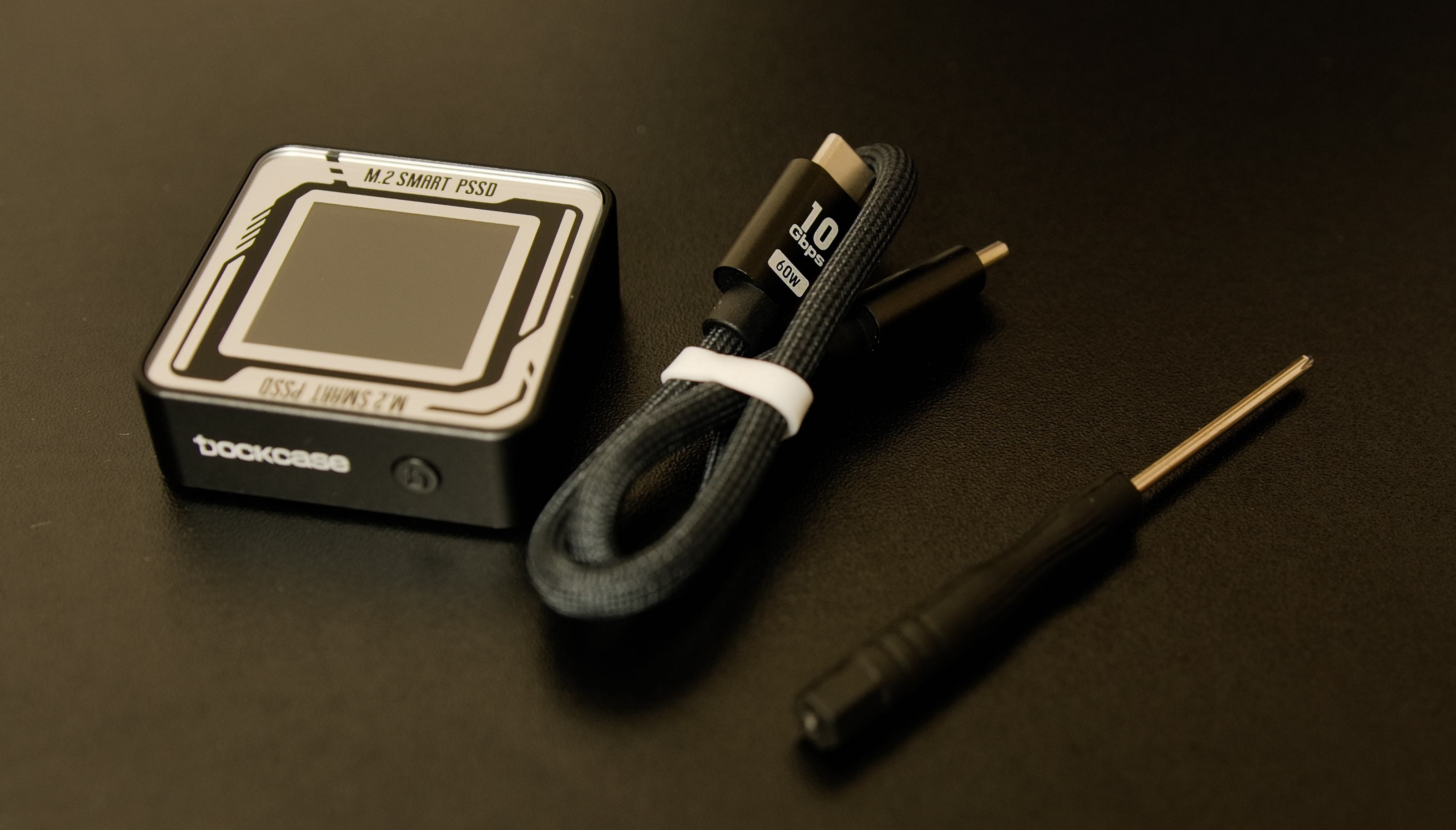 DockCase Pocket M.2 SSD enclosure hands-on