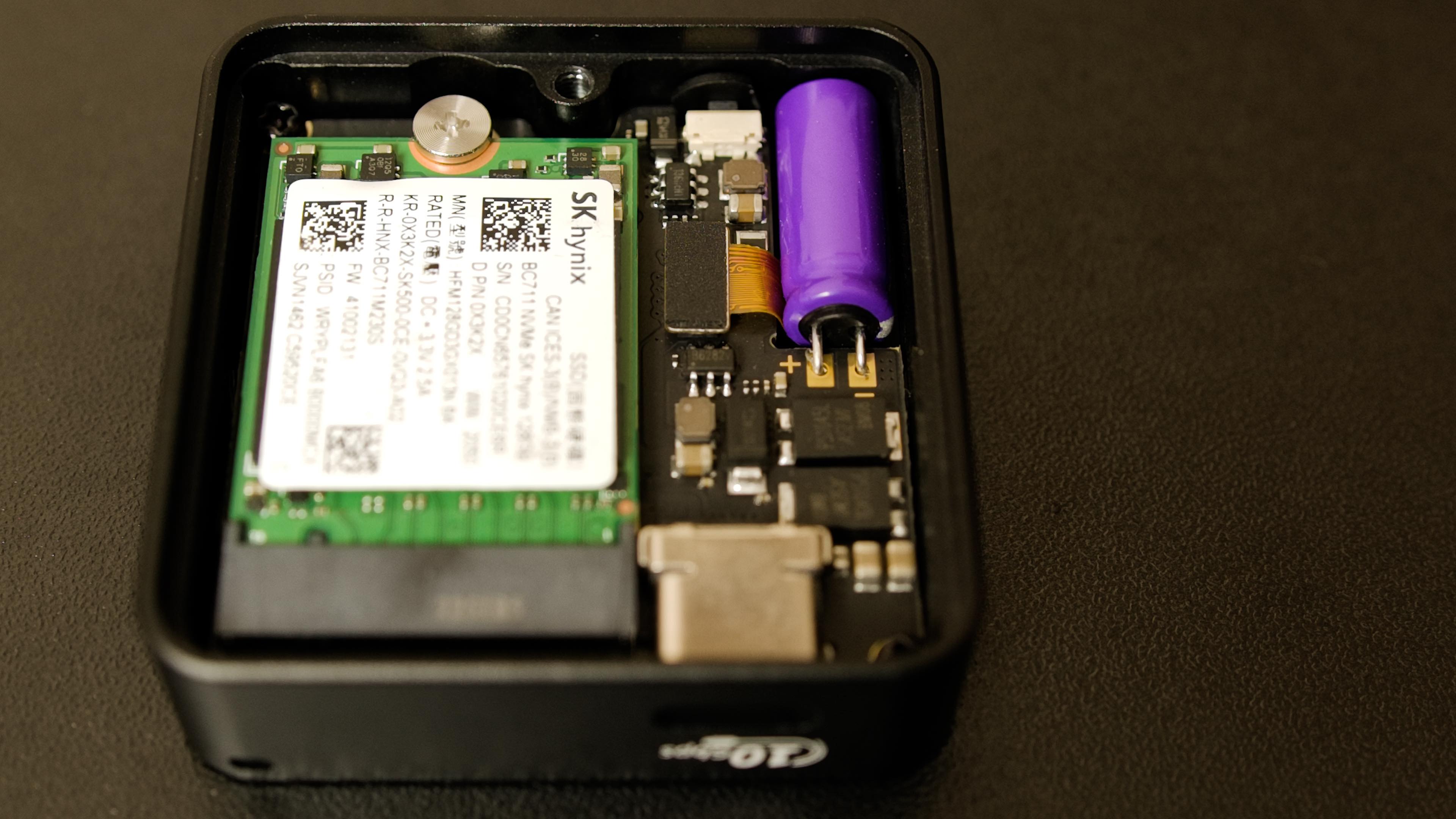 DockCase Pocket M.2 SSD enclosure hands-on