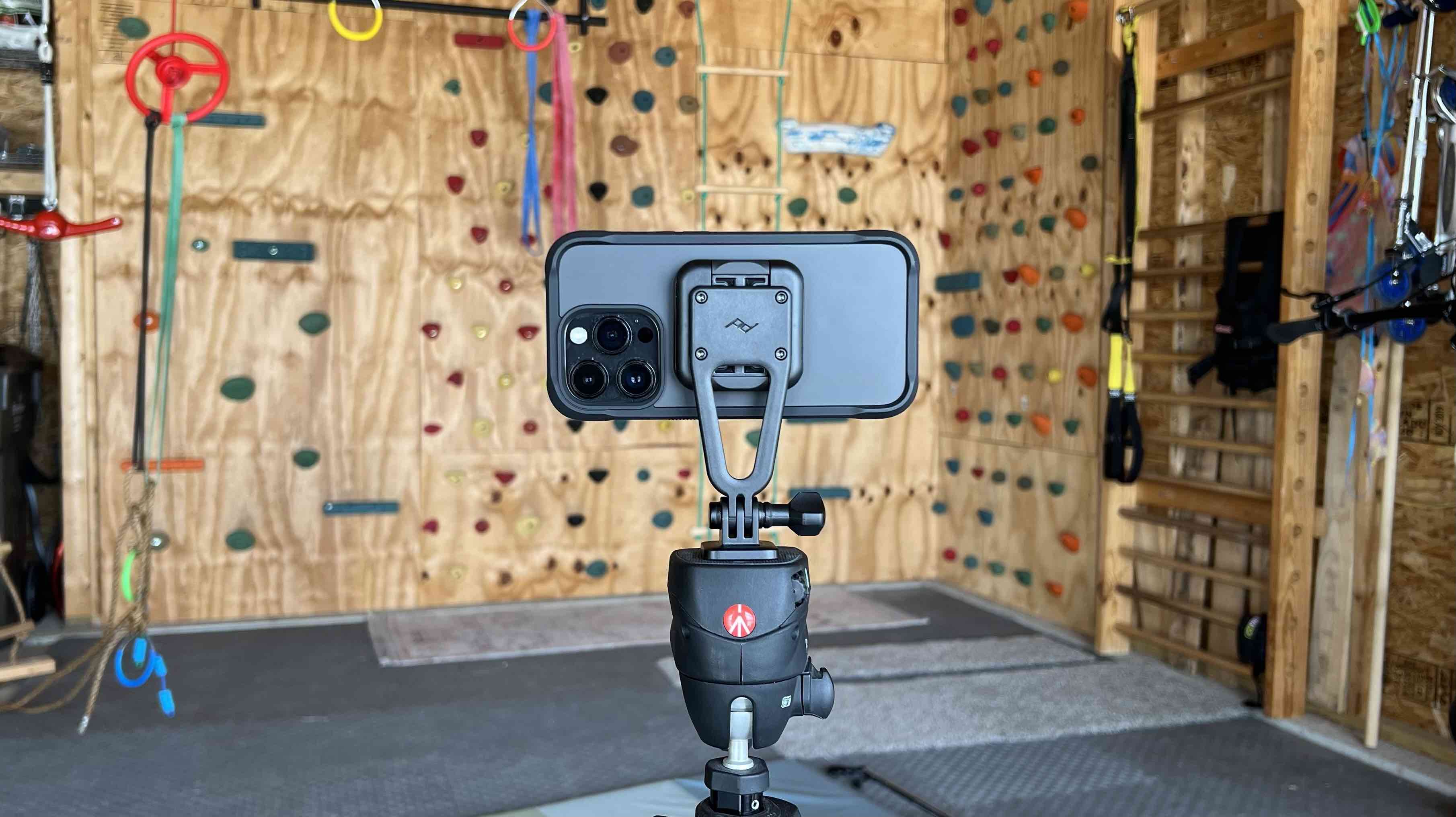 Nomad x Peak Design team up for Rugged Case with MagSafe + SlimLink [U ...