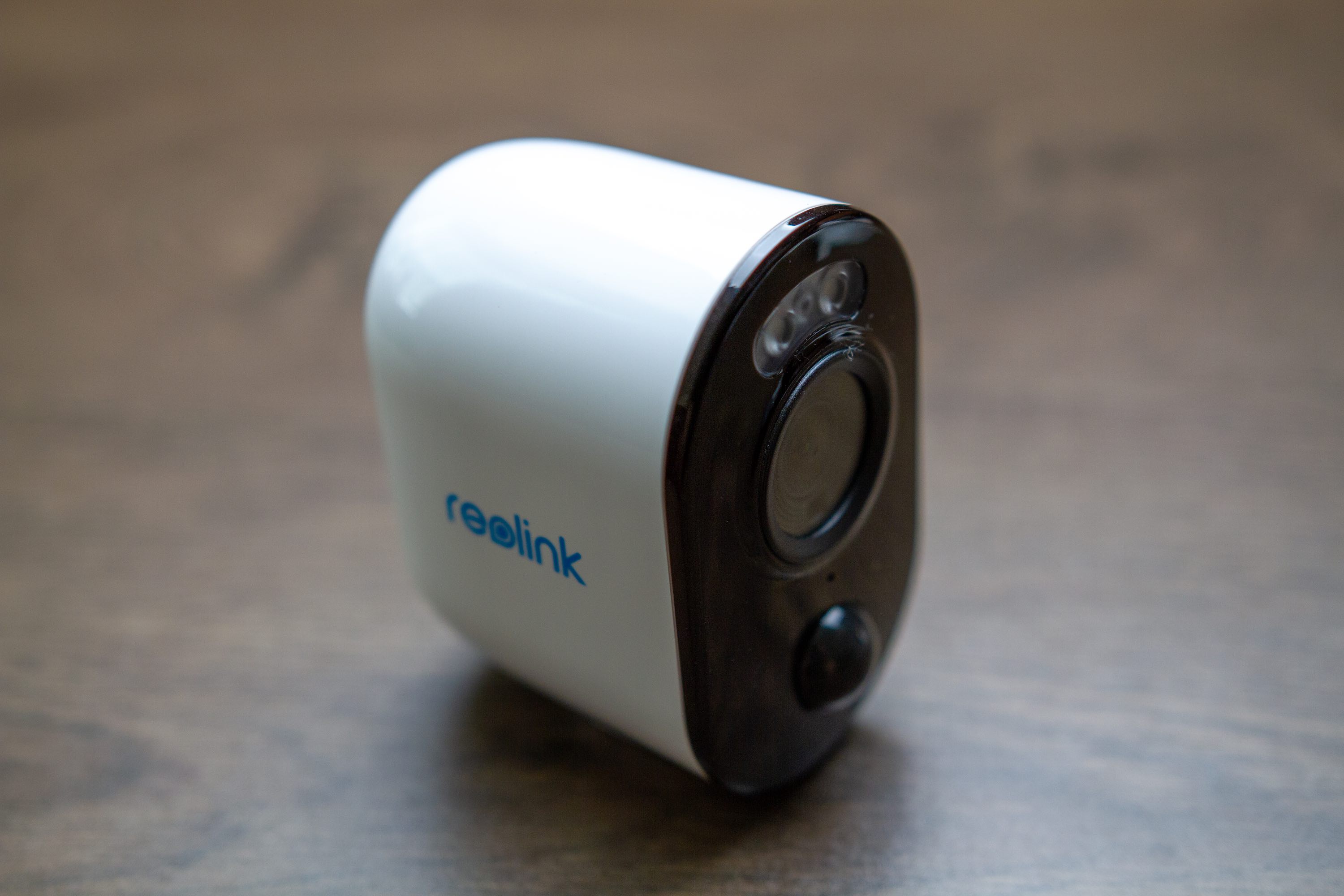Reolink introduces new 4K solar+ security cameras - 9to5Mac