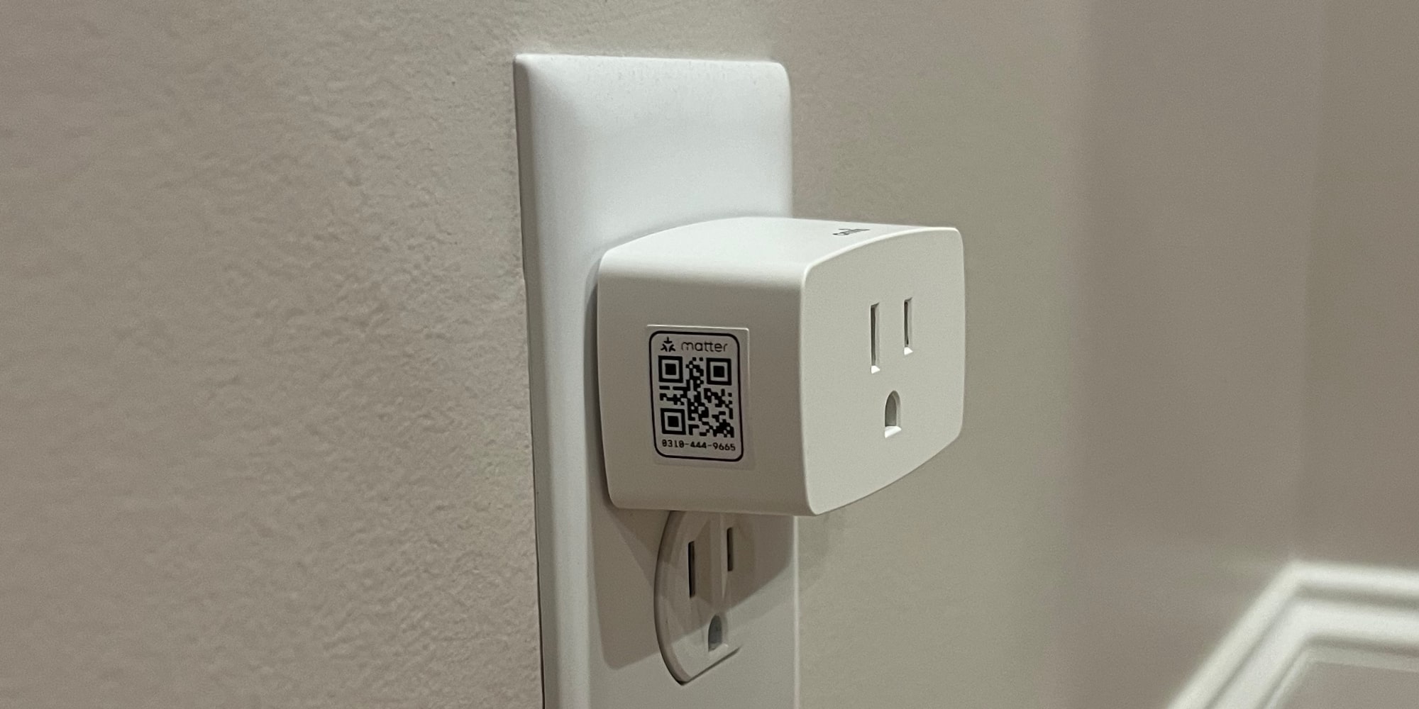 Smart bulbs vs smart outlet adaptors for HomeKit