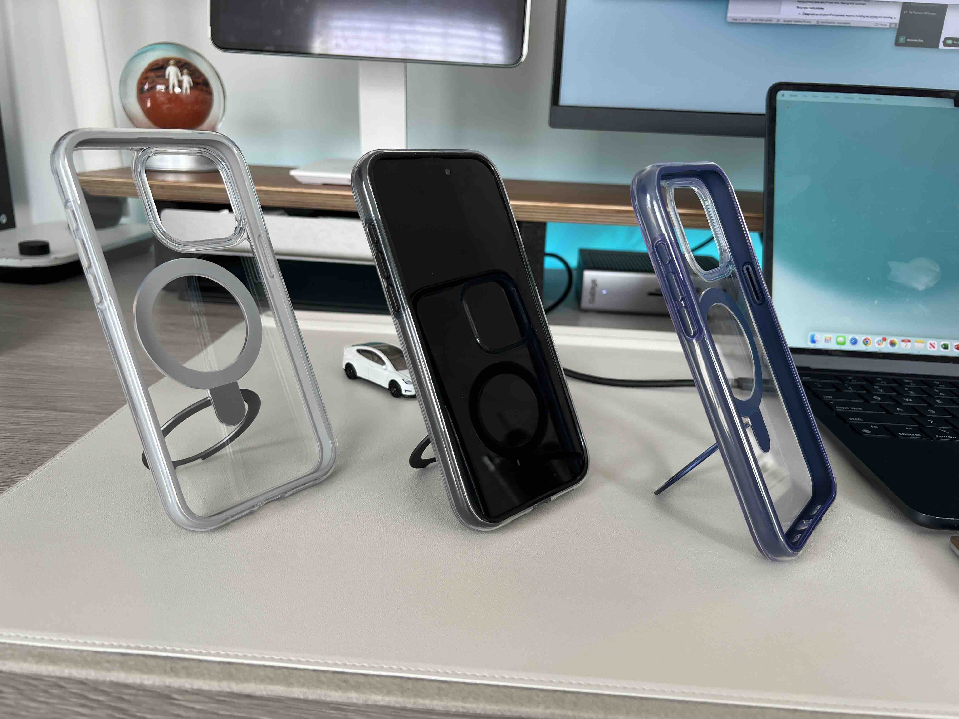 CASEKOO Magic Stand Series for iPhone 15 lineup, hands-on video - 9to5Mac