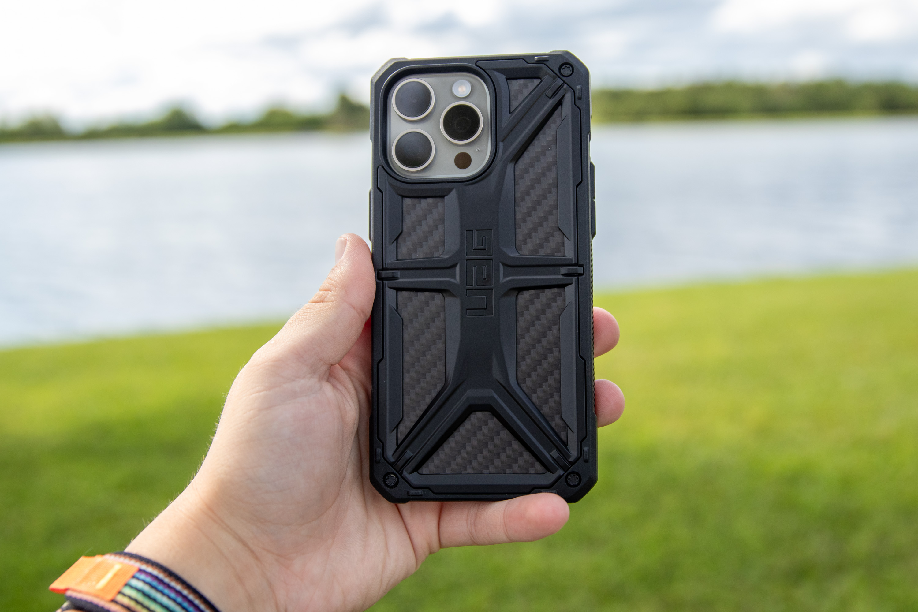 Hands-on with UAG's rugged cases for the iPhone 15 line [Video] - 9to5Mac