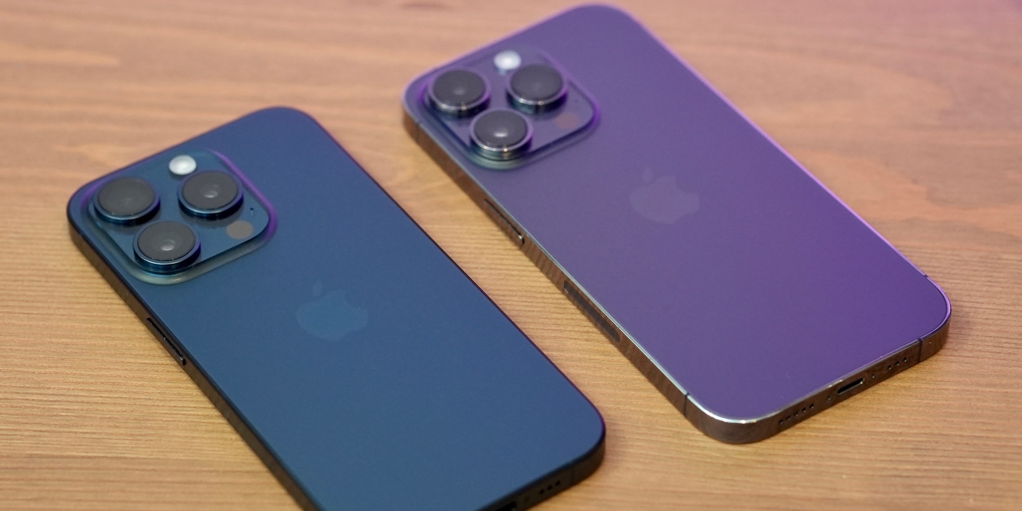 iPhone 15 Pro blue titanium hands-on impressions