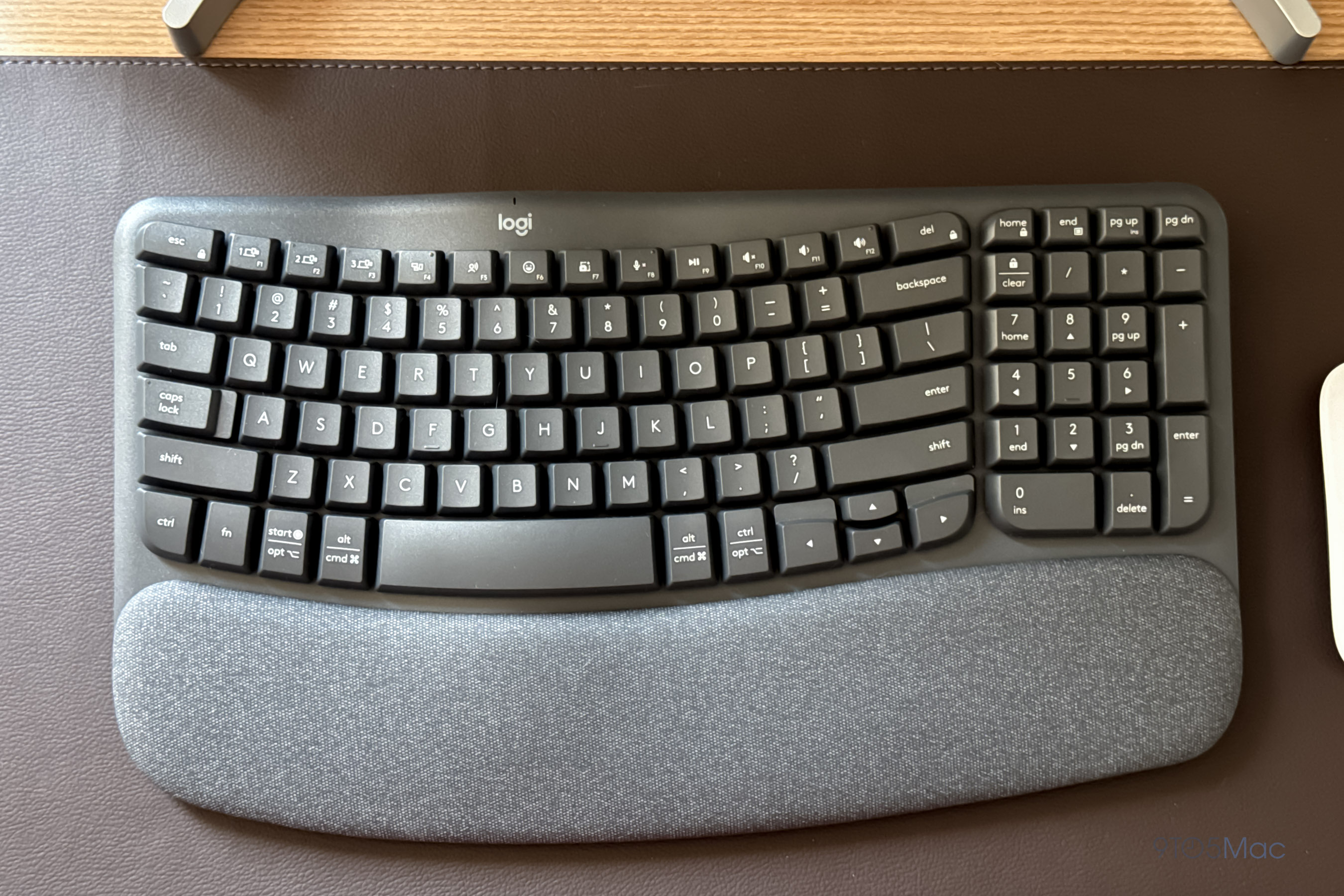 Logitech Wave Keys: Ergonomic keyboard that works with the Mac