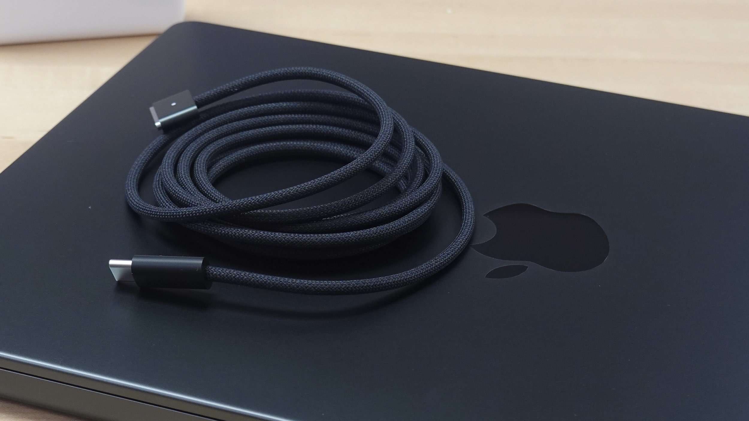 Hands-on: Apple's new 14-inch MacBook Pro in space 'black' (and why I ...