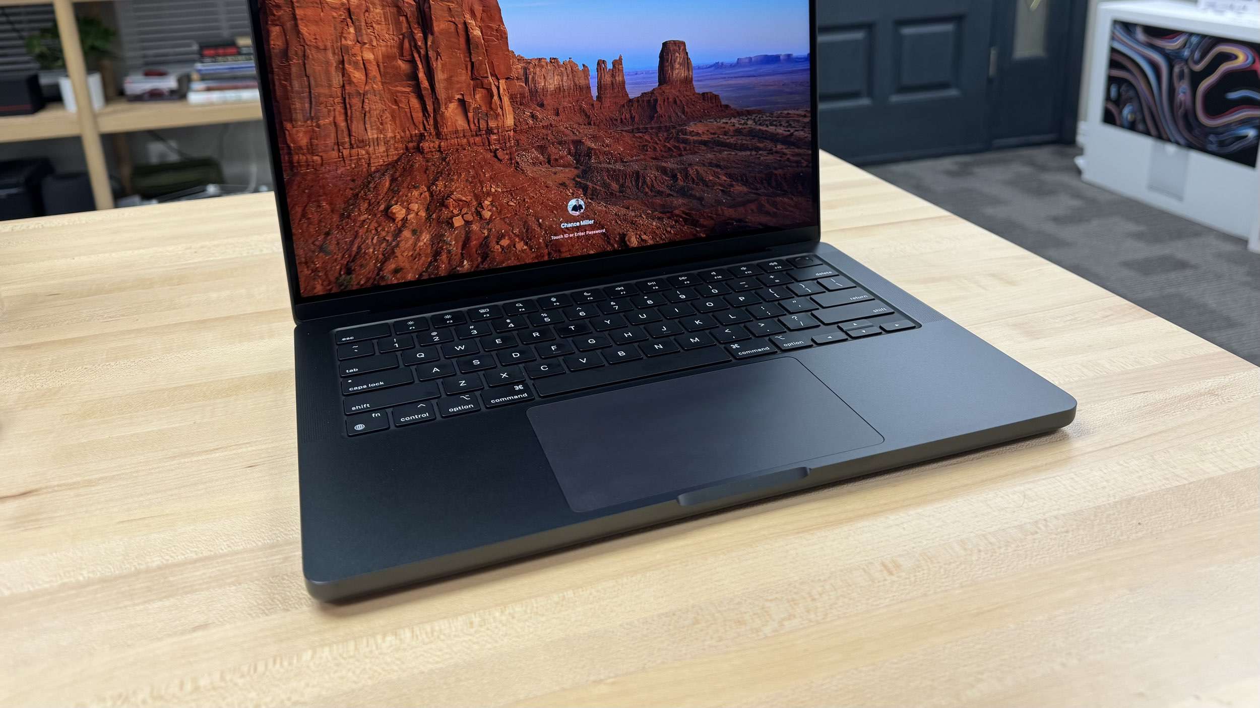 Hands-on: Apple's new 14-inch MacBook Pro in space 'black' (and why I ...