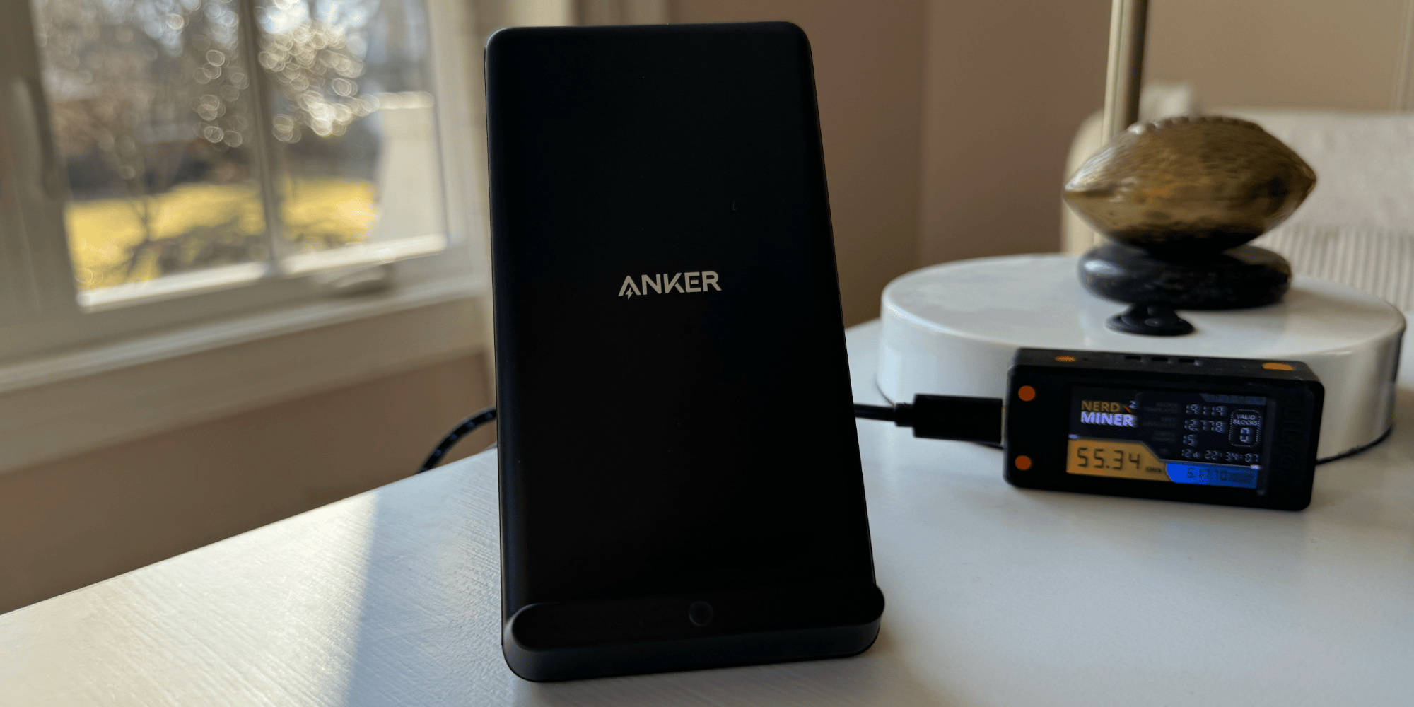 Anker 313 Stand is still a great budget desk charger for iPhone