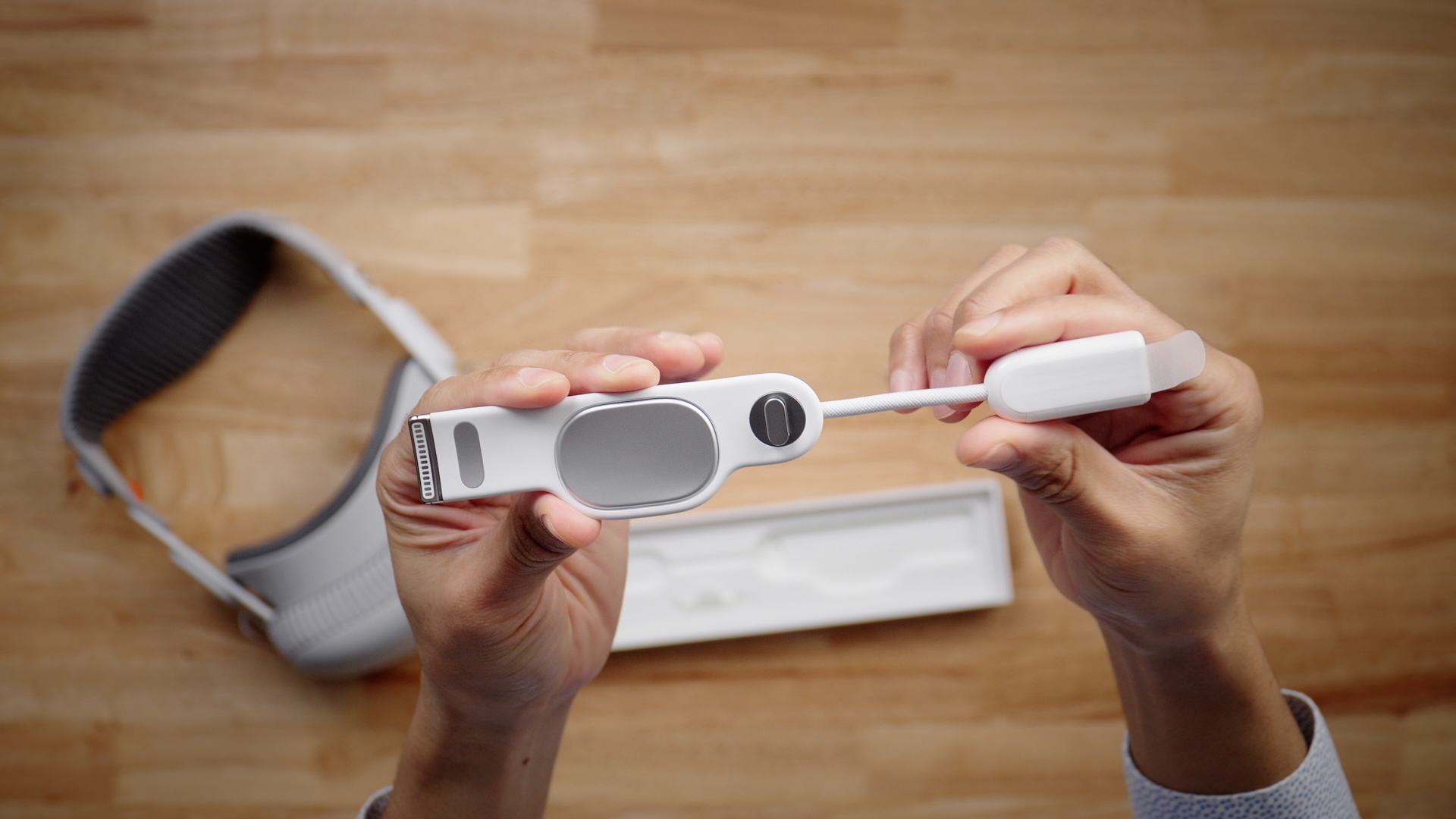 Hands-on with the Apple Vision Pro Developer Strap - 9to5Mac