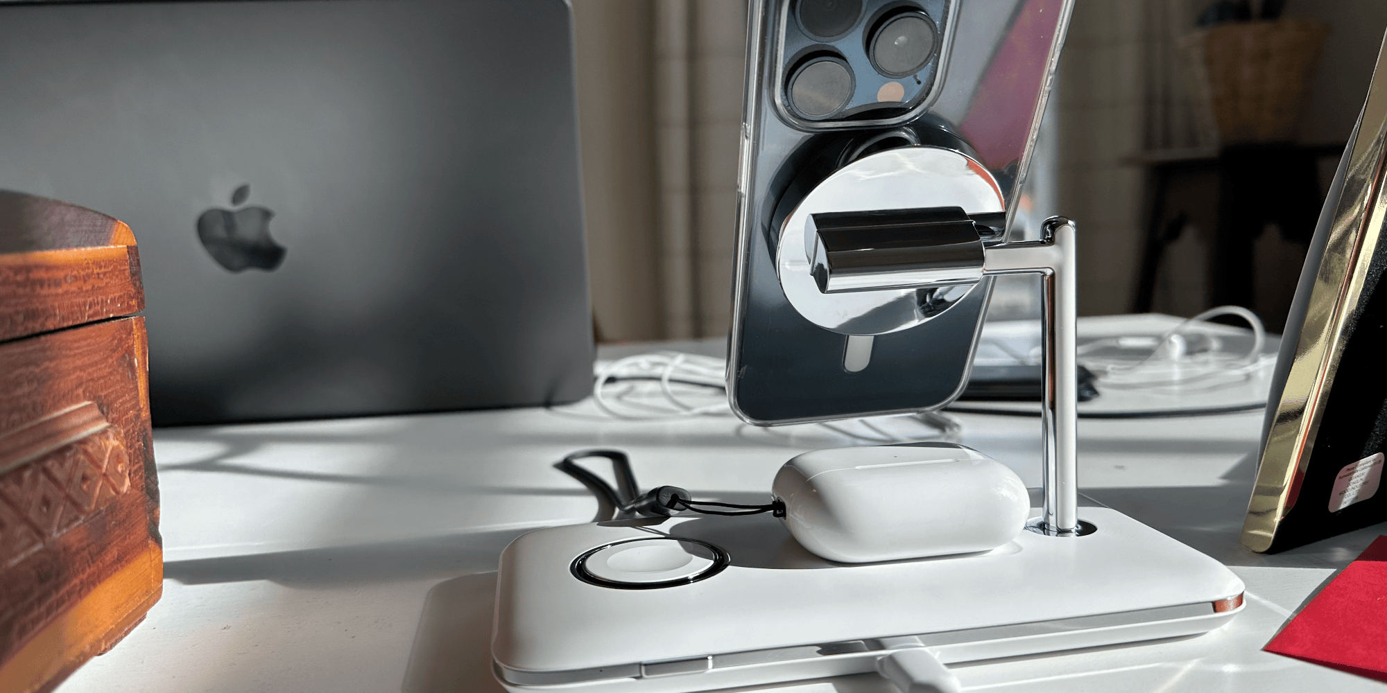 UGREEN 3-in-1 MagSafe dock review