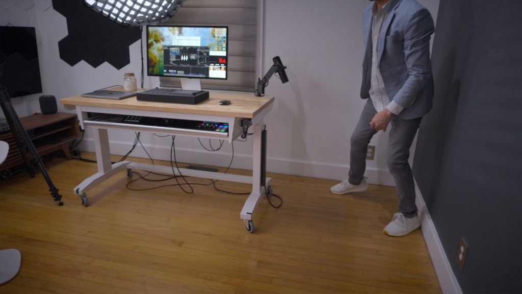 A multi-cam home studio powered by MacBook Pro & Thunderbolt - 9to5Mac