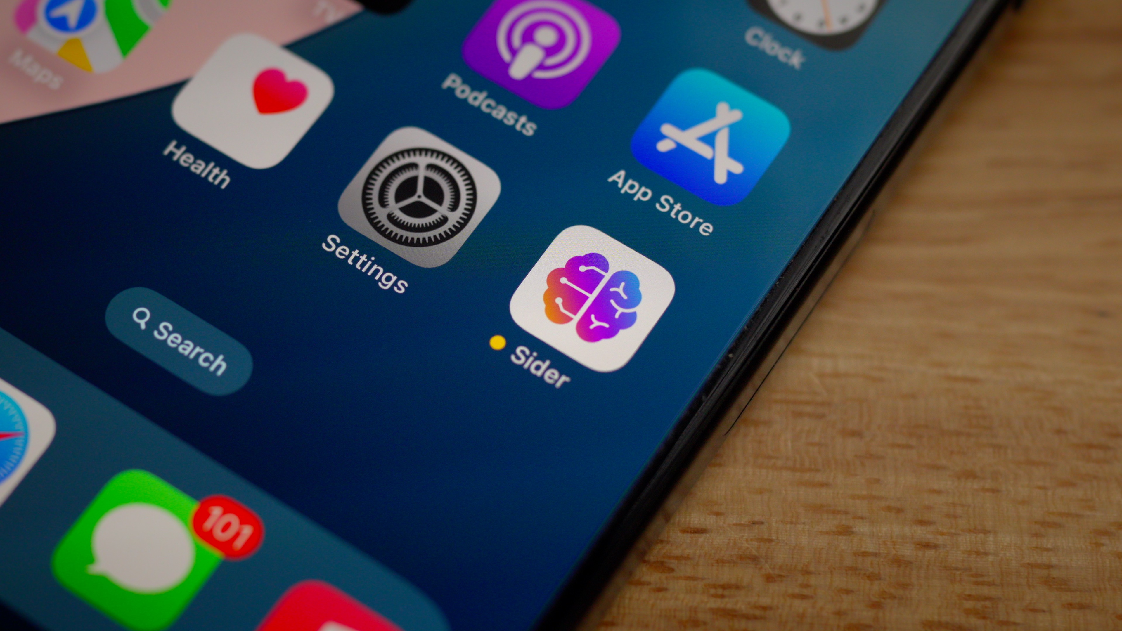 Hands-on with Sider for iOS, providing AI ChatScreen assistance ...