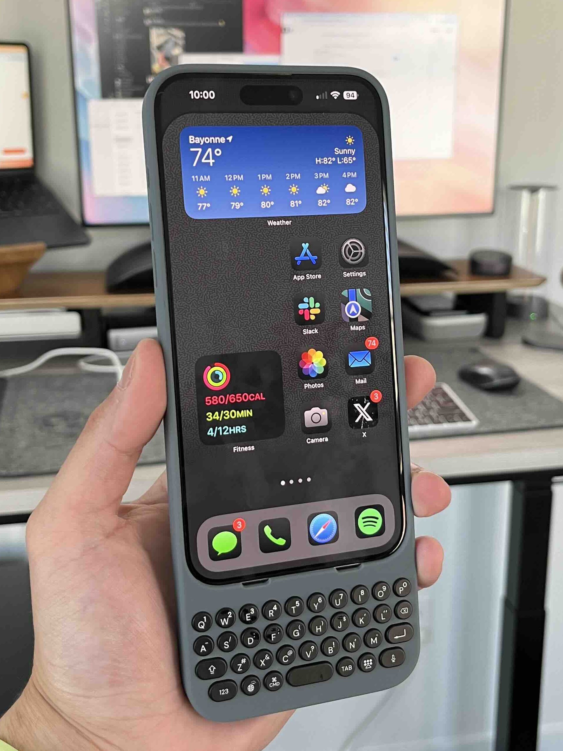 Clicks Keyboard case: Surprisingly great or gimmicky gadget? - 9to5Mac