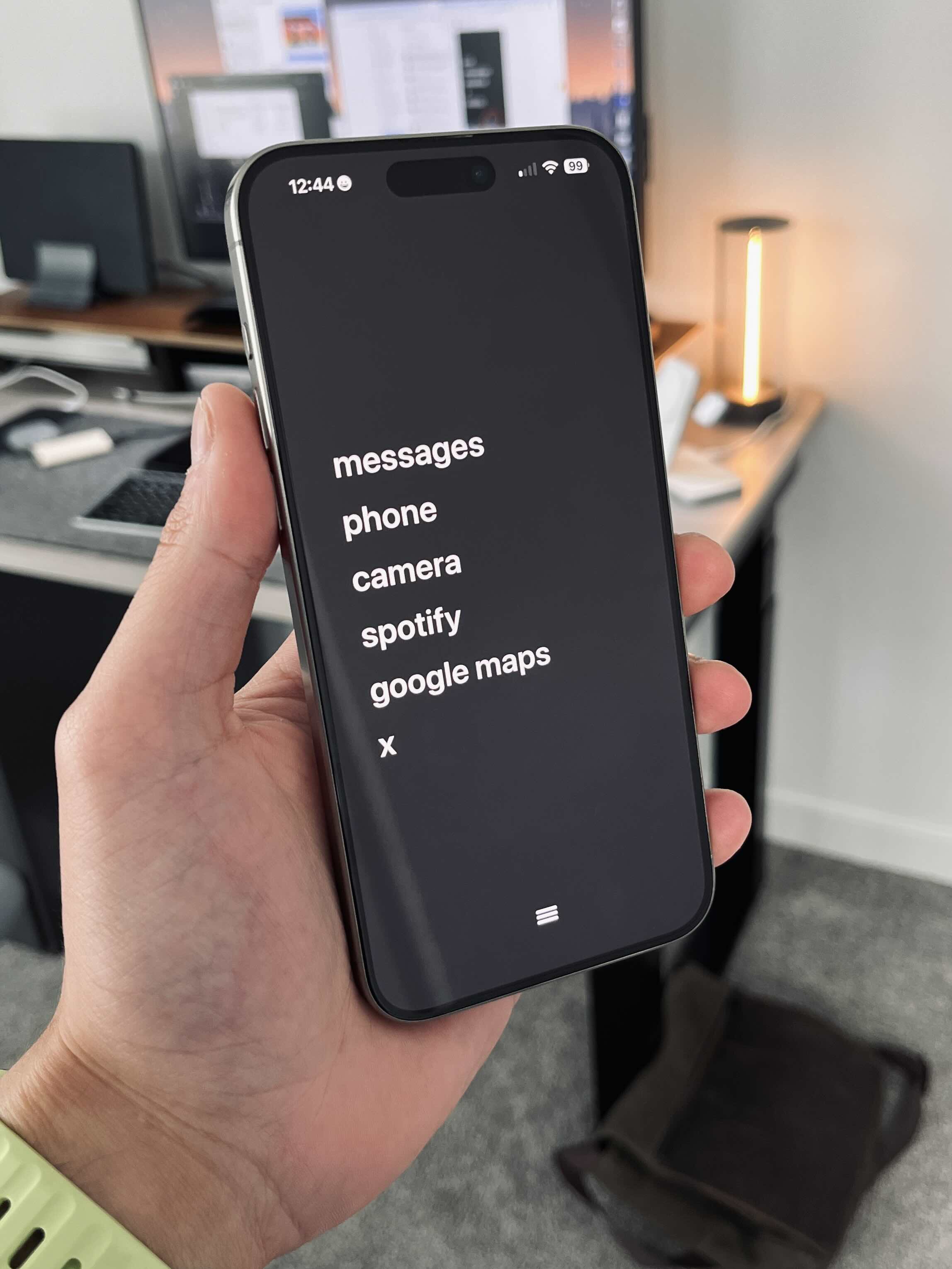 How to turn your iPhone into a 'Dumb Phone' to avoid all distraction ...
