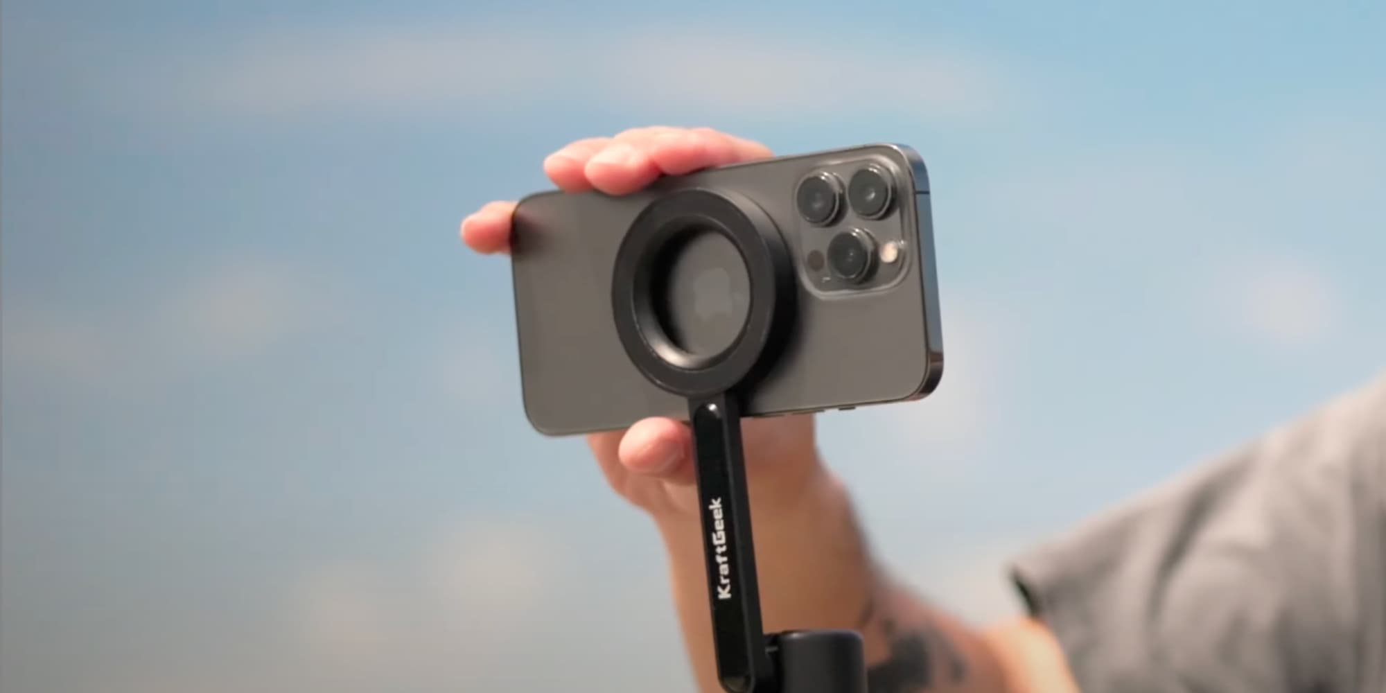 KraftGeek MagSafe Tripod Review