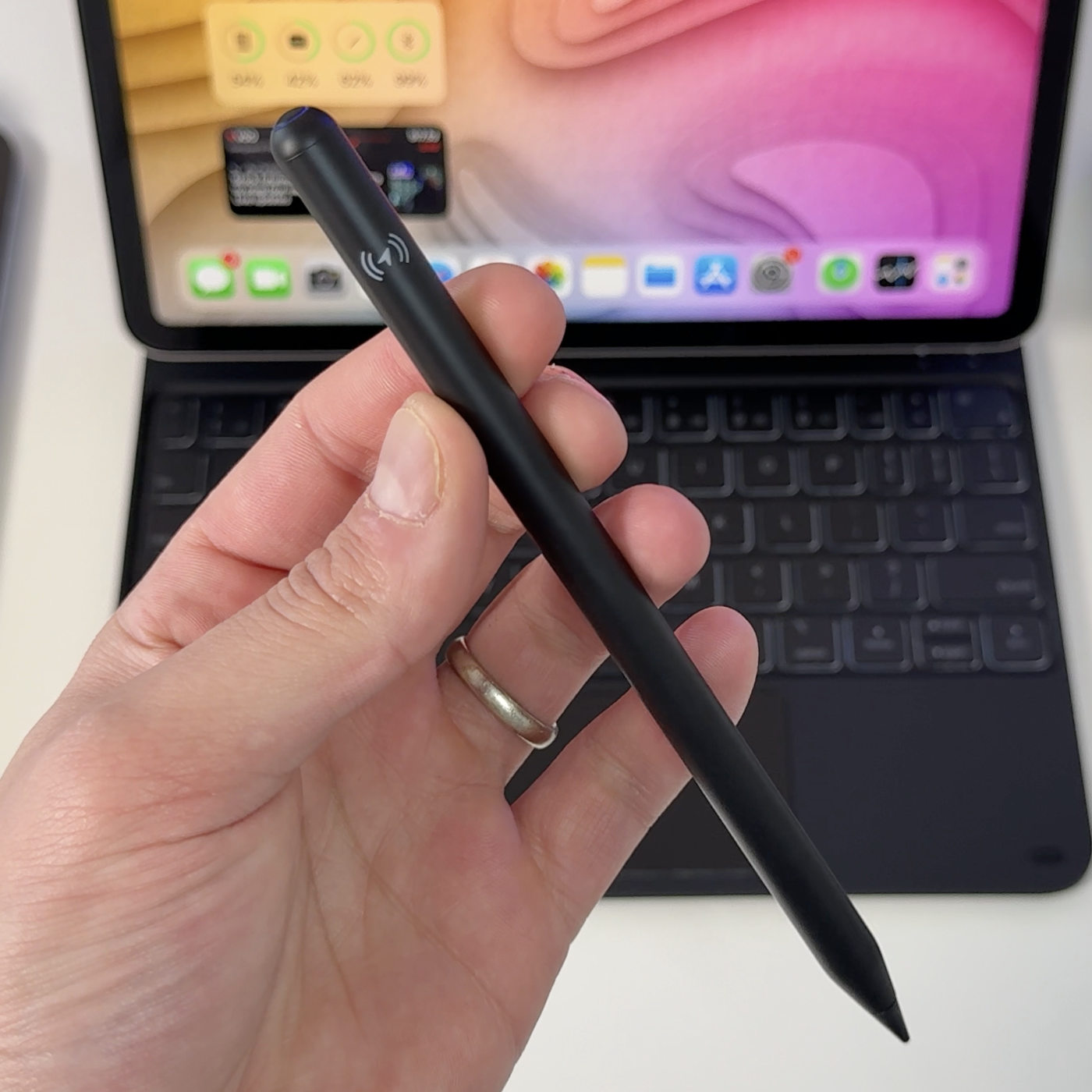 Best Budget Magic Keyboard Alternative for iPad - 9to5Mac