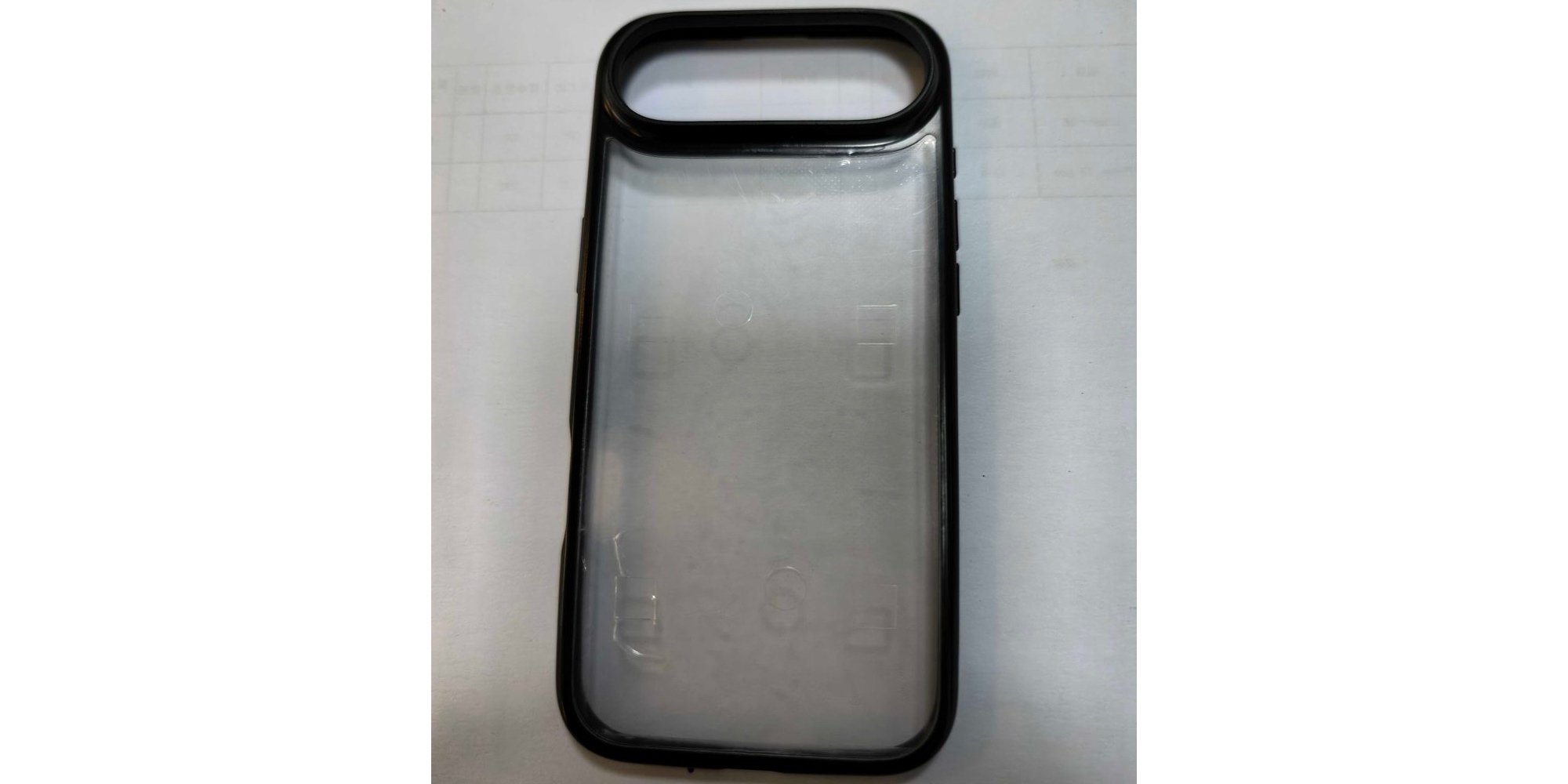 First look at iPhone 17 Air case shows large camera bar cutout - 9to5Mac