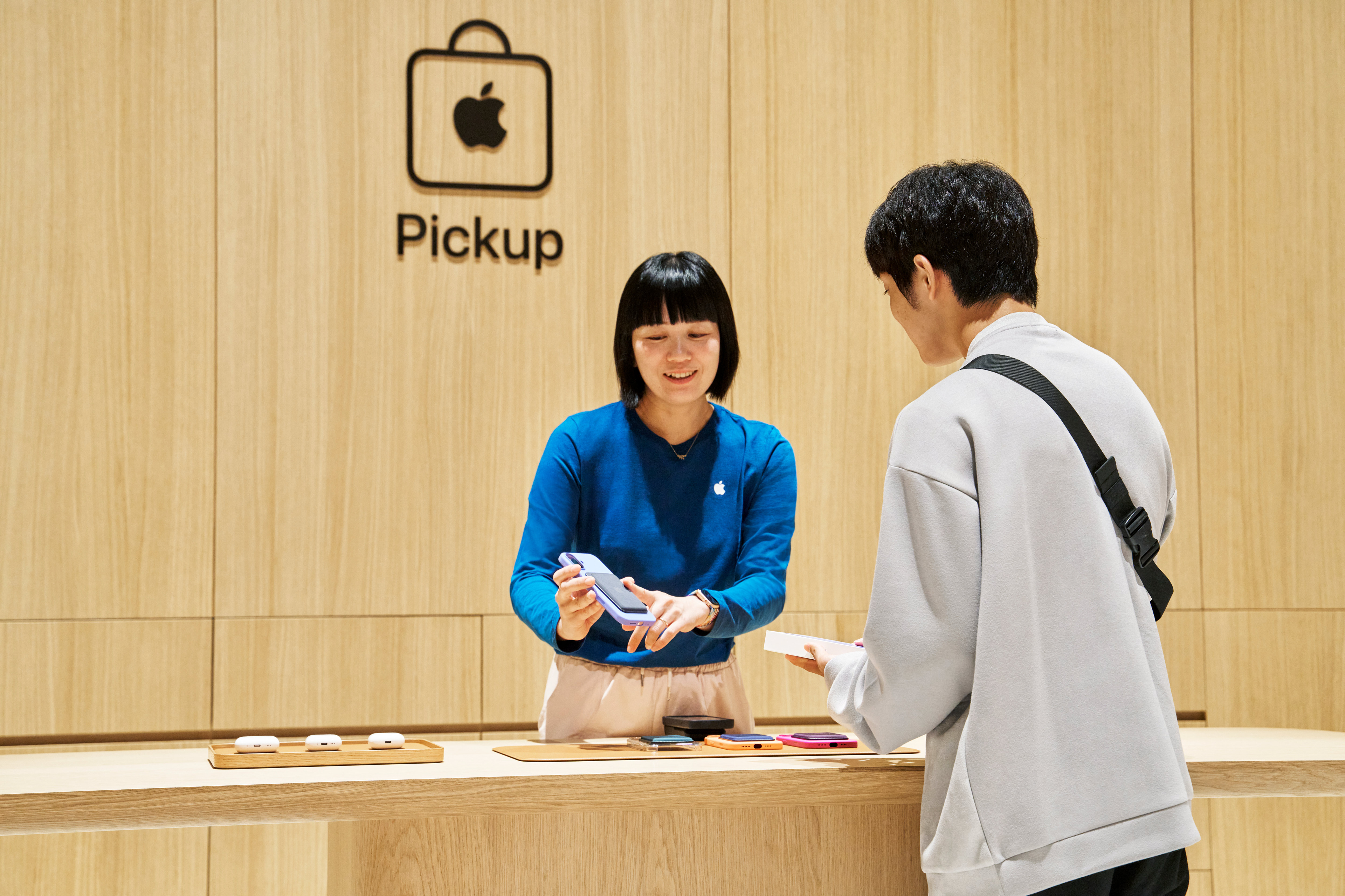 Apple shows off new store in Osaka, Japan; accessibility key