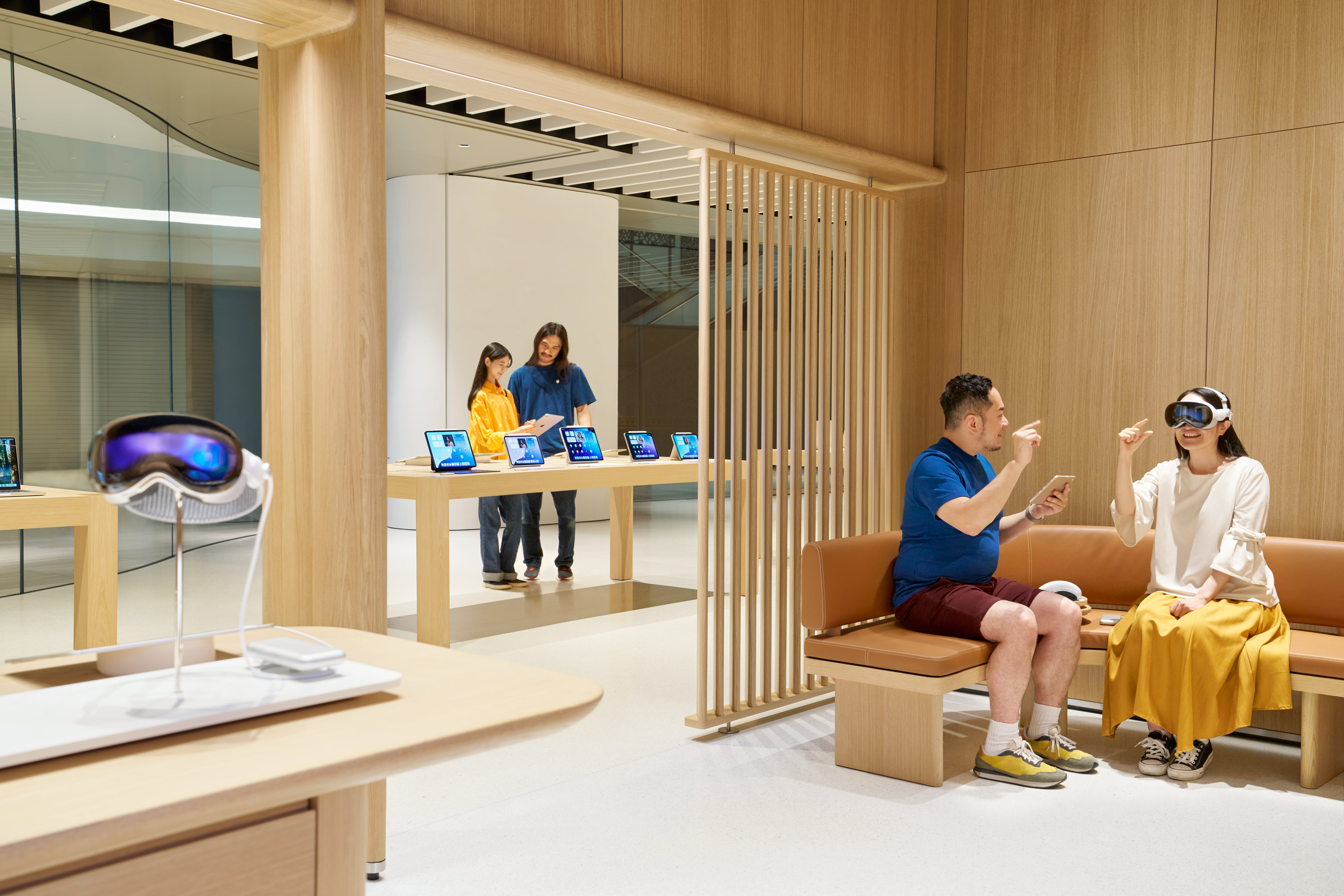 Apple shows off new store in Osaka, Japan; accessibility key