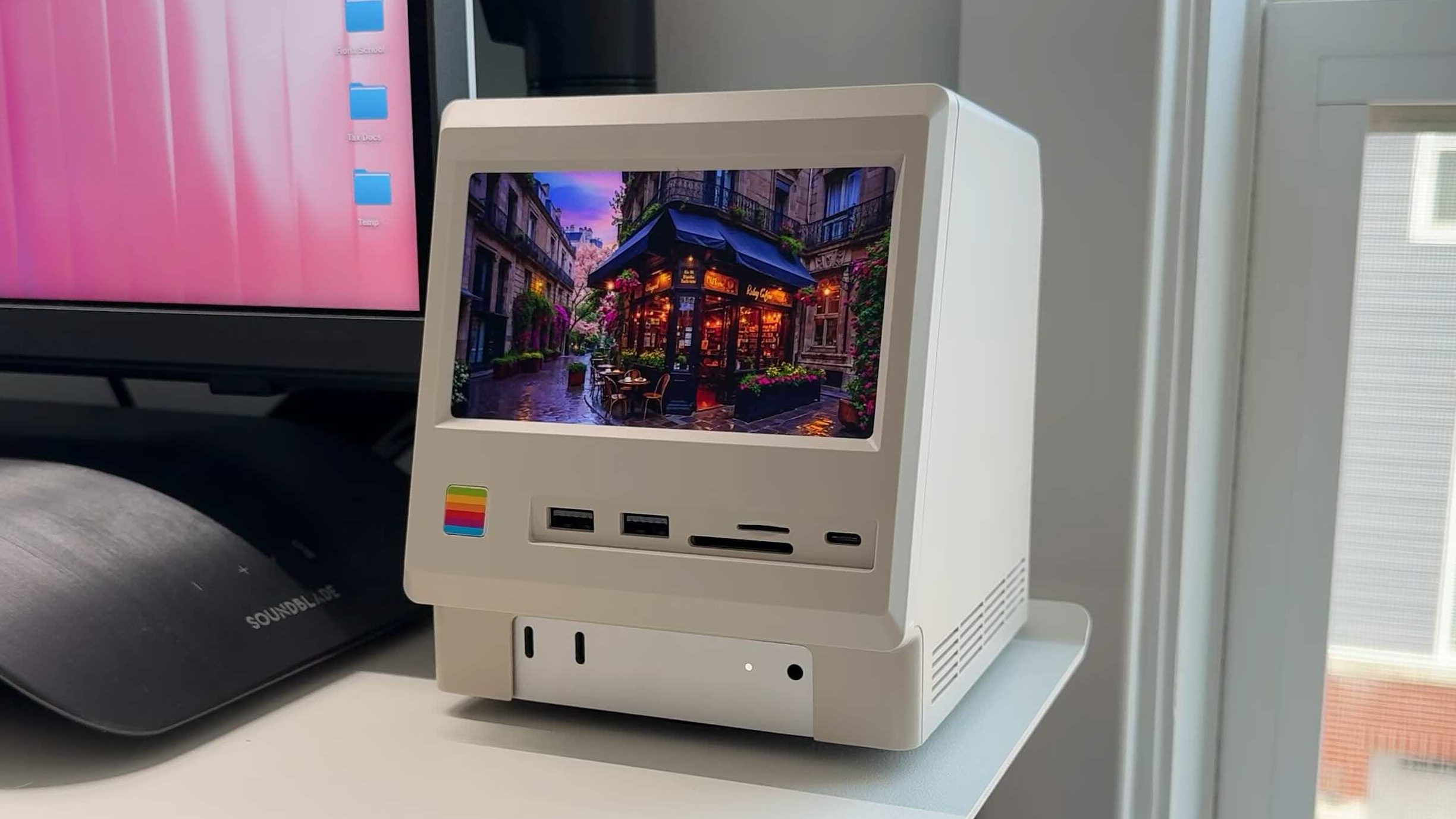 This dock transforms the Mac mini into a retro classic Mac - 9to5Mac