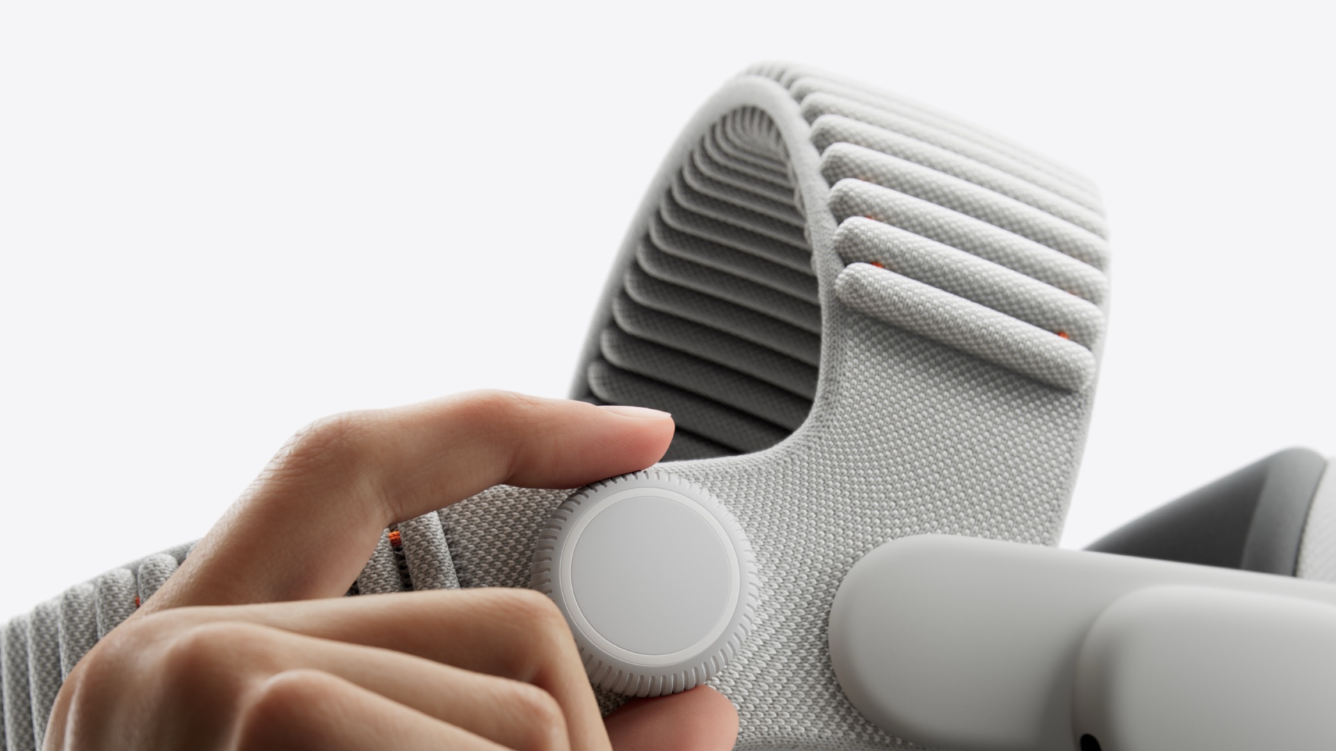 Here’s everything new with the latest Apple Vision Pro - 9to5Mac