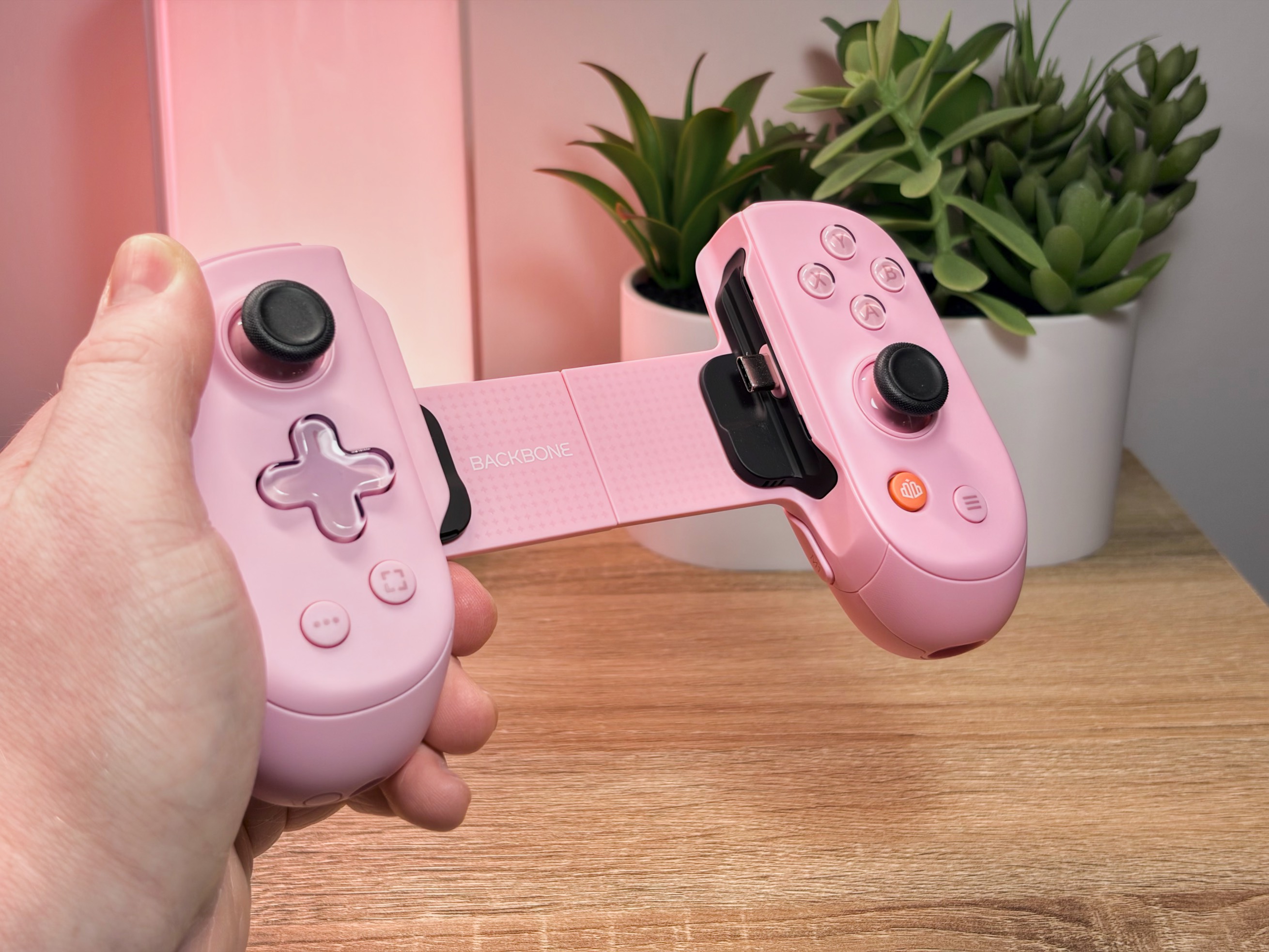 Backbone’s iPhone controllers now available in these new colors: Hands ...