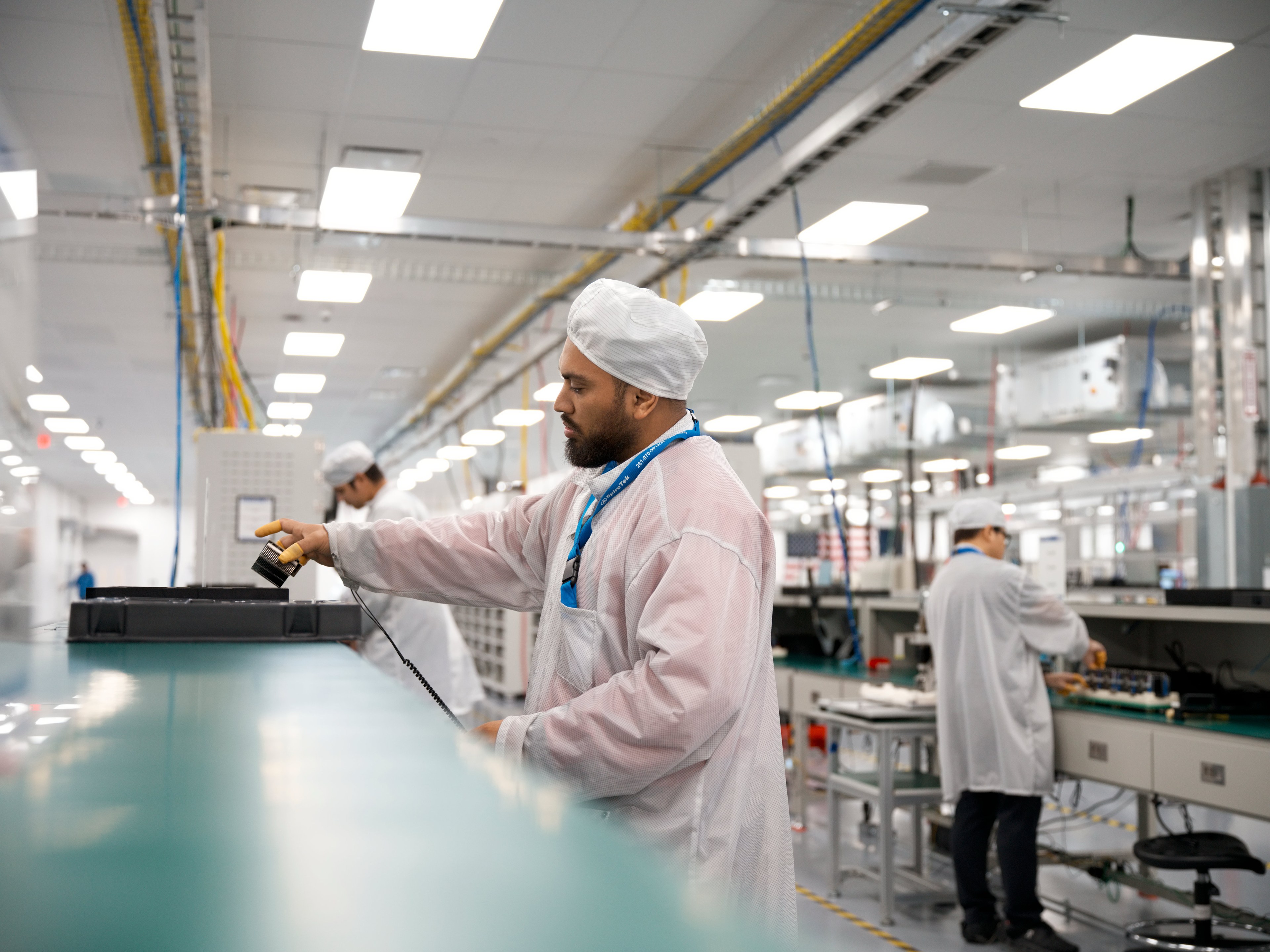 Apple shares more details, photos, and video of US Mac mini plant - 9to5Mac