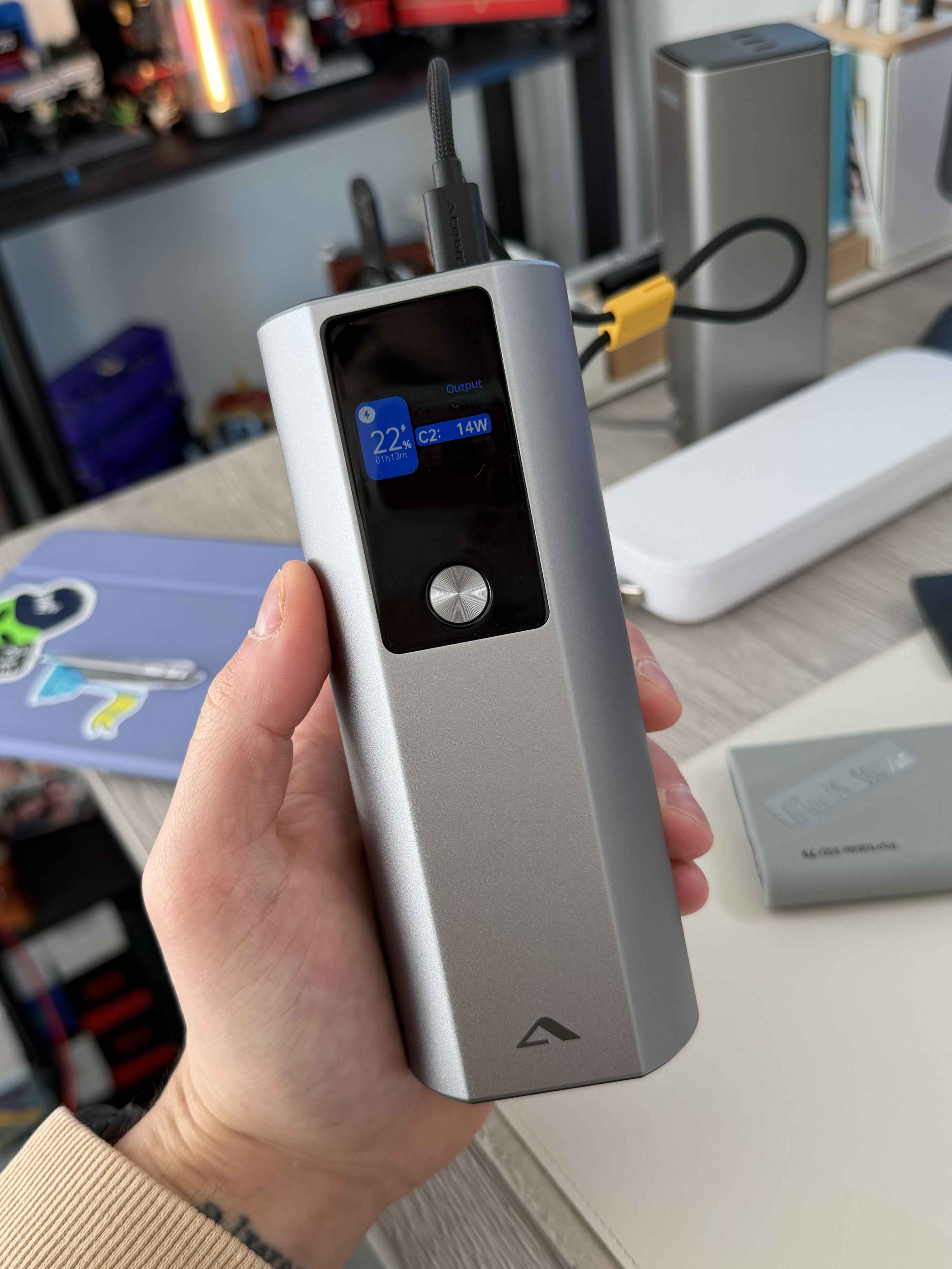 These are the best high-power power banks for your MacBook - 9to5Mac