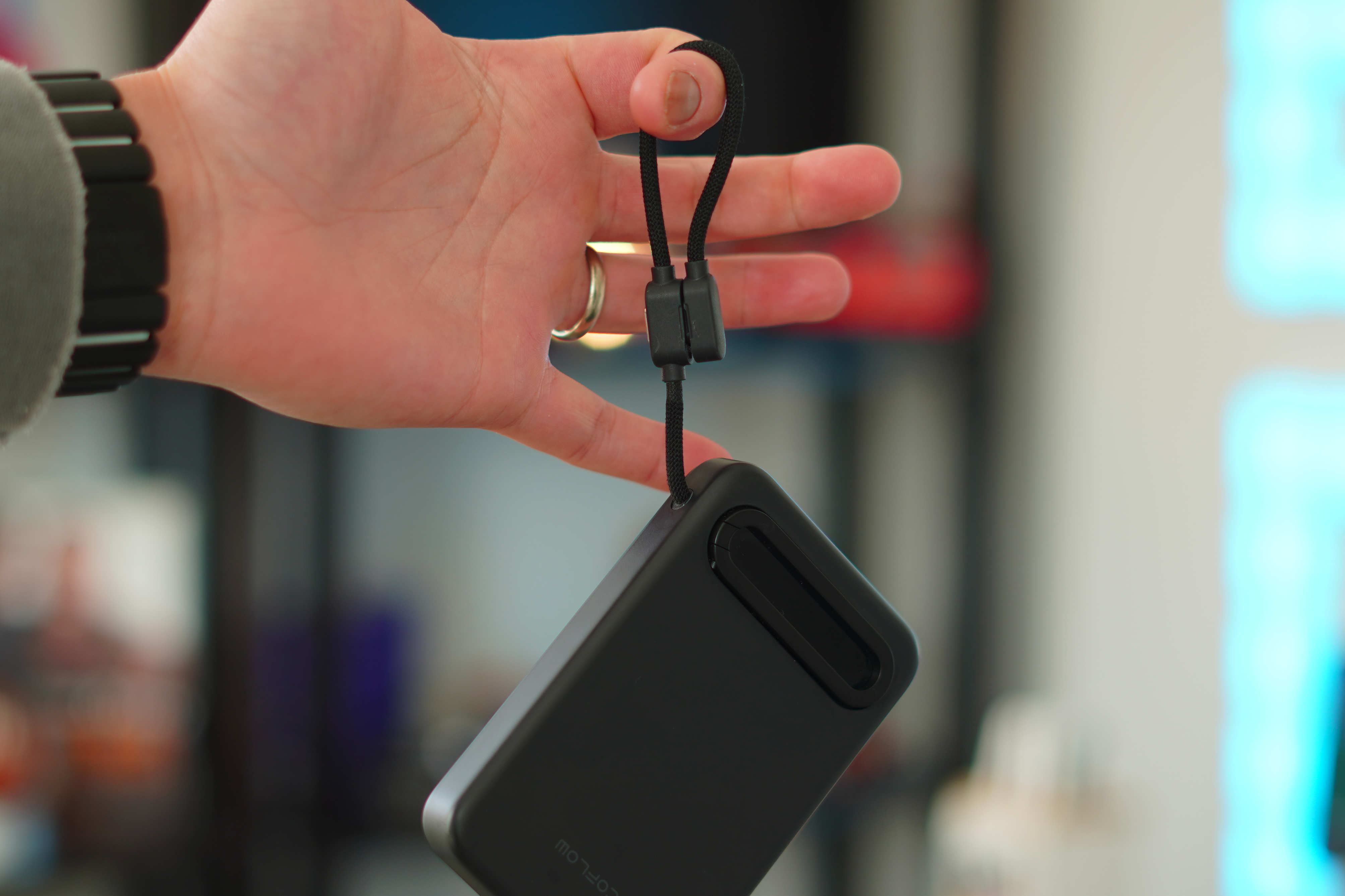 EcoFlow’s MagSafe power bank does more than the norm - 9to5Mac